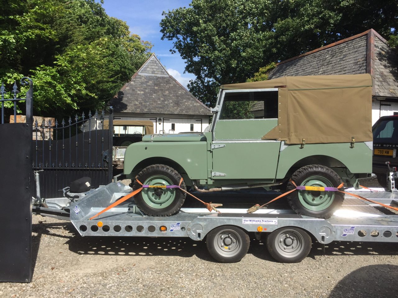 Williams Classics Nationwide Delivery & Collection - Williams Classics