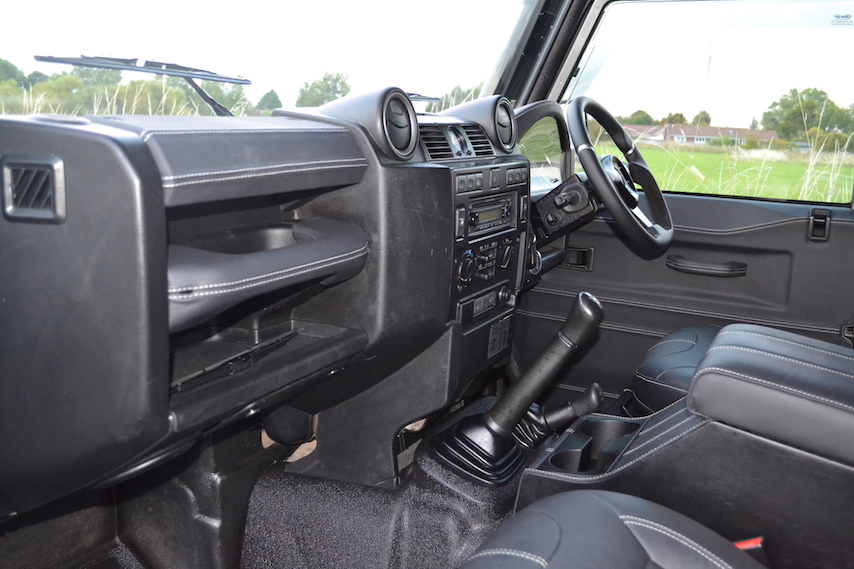 Land Rover Defender 90 Puma WILLIAMS EDITION - Williams Classics