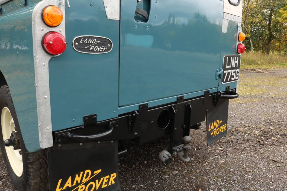 Land Rover Series 2a 200 TDI Conversion 1969 Hard Top (LNH 775G ...