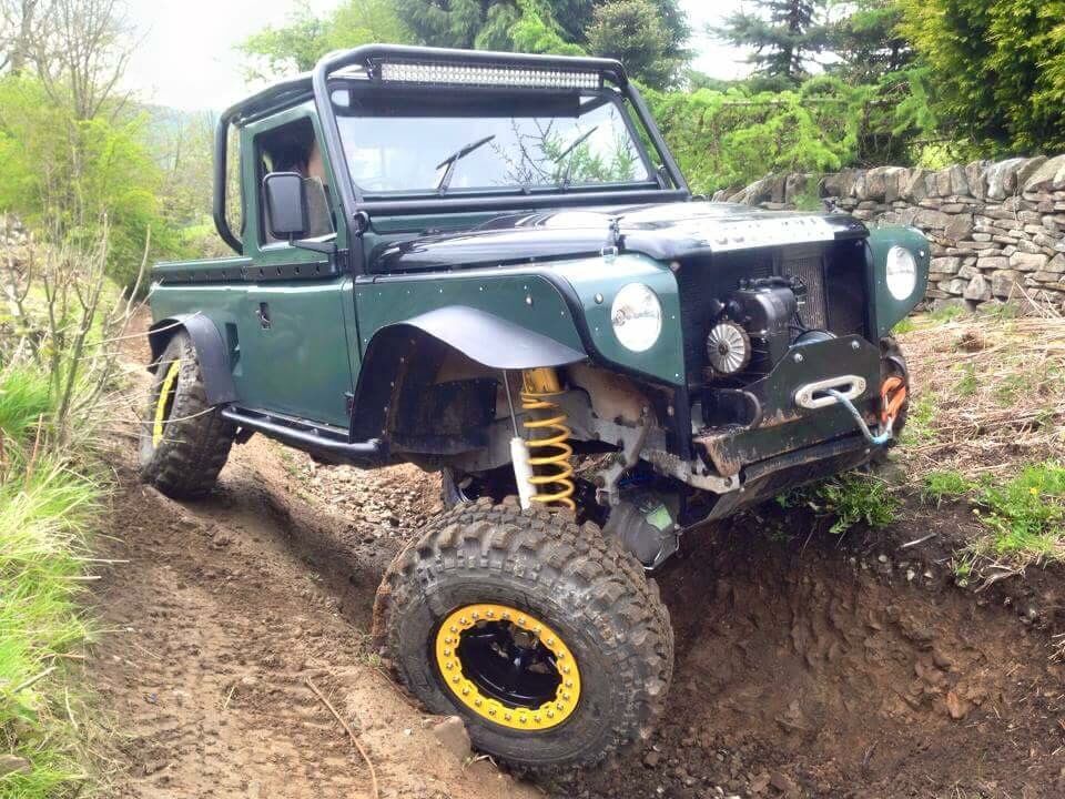 Land Rover Defender 90 Td5 Challenge Truck Off Roader - Williams Classics