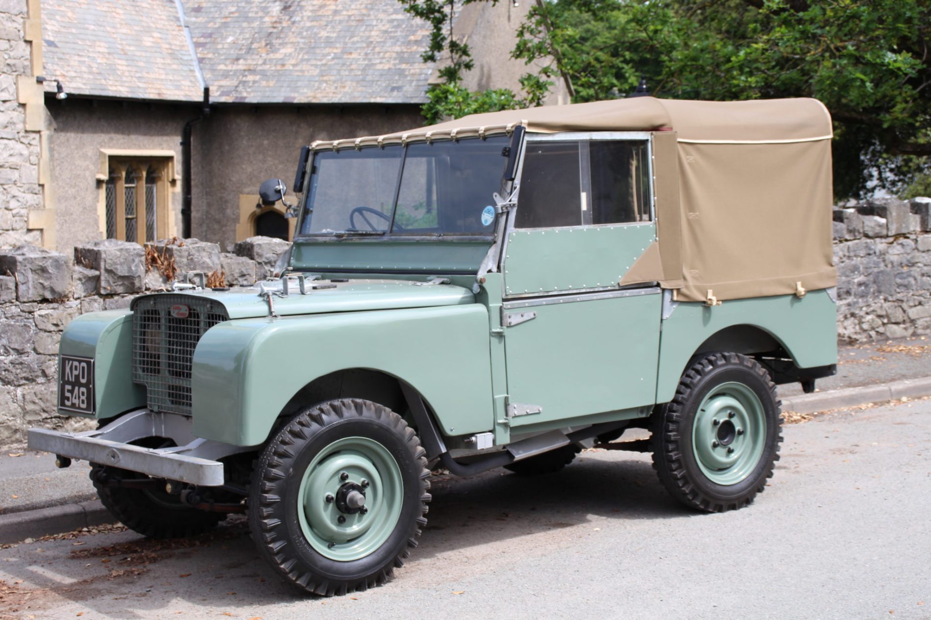 Land Rover Series 1 80" 1948 MY Lights Behind the Grille Silver Chassis ...