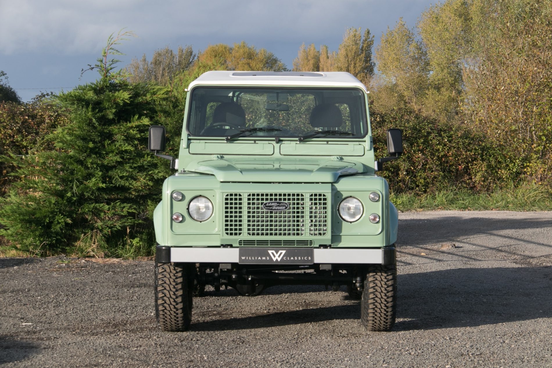 Land Rover Defender 90 Heritage Edition - Williams Classics