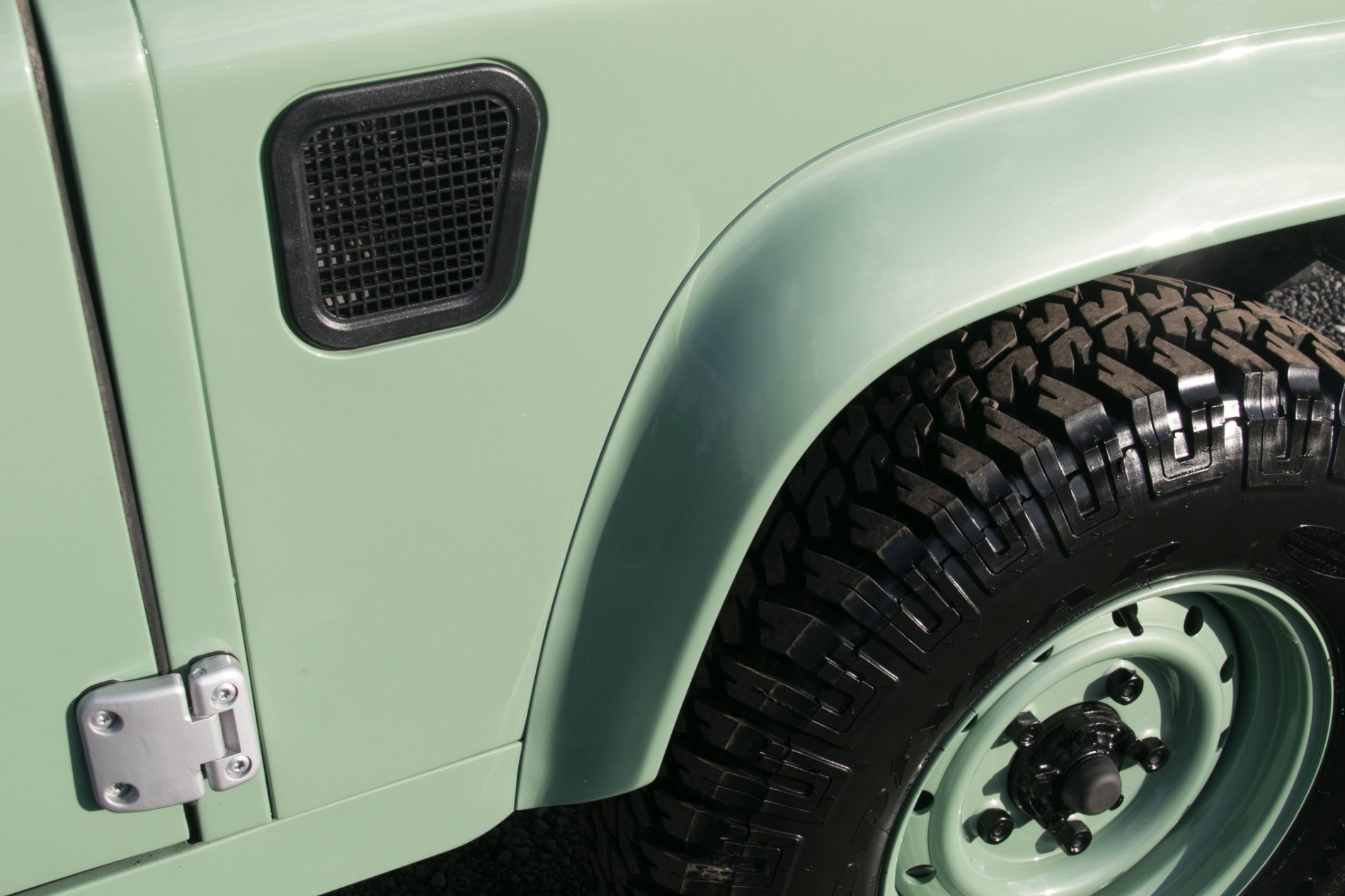 Land Rover Defender 90 Heritage Edition - Williams Classics