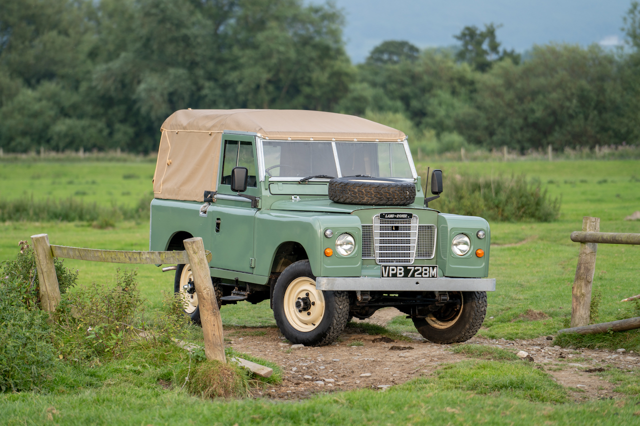 Land Rover Series 3 88" 1974 Pastel Green Softop Refurbished TAX EXEMPT ...