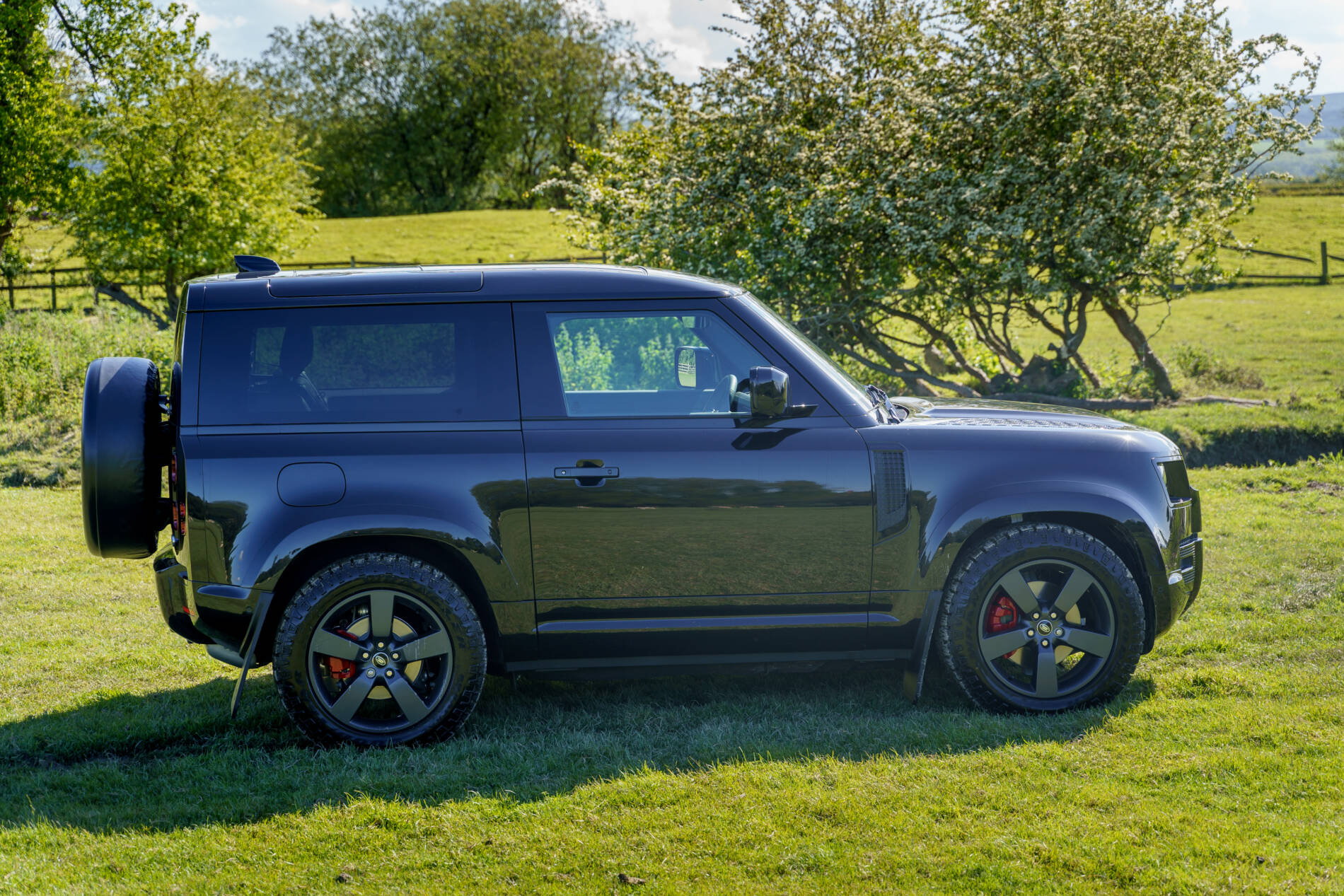 Land Rover Defender 90 3.0 D250 HSE Williams Edition (MT21 GHG ...