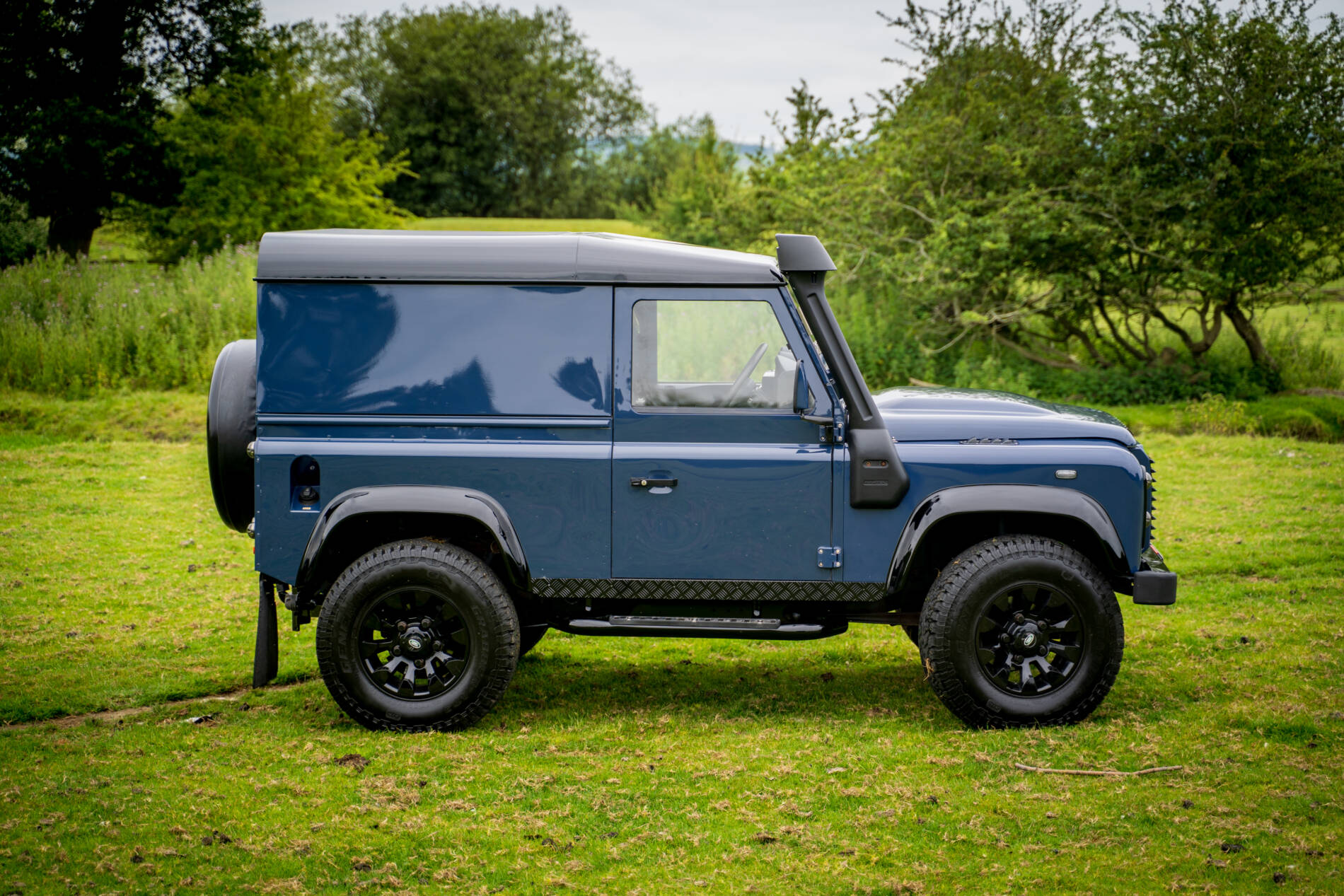 Land Rover Defender 90 Hard Top 2.4 TDCi (ST07 LUO) - Williams Classics