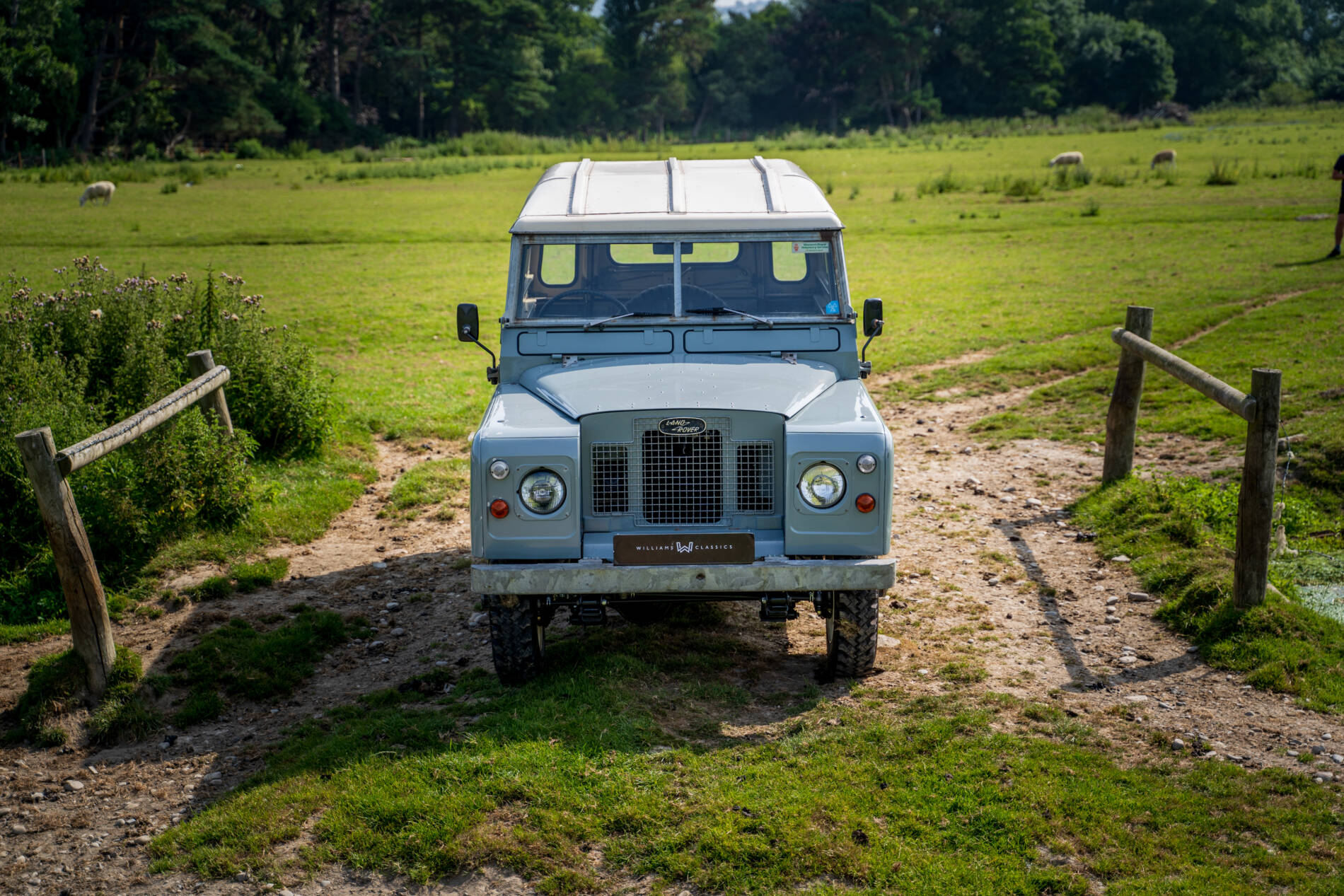 Land Rover Series 2a 88" Hard Top Original Patina Galvanised Chassis 1 ...