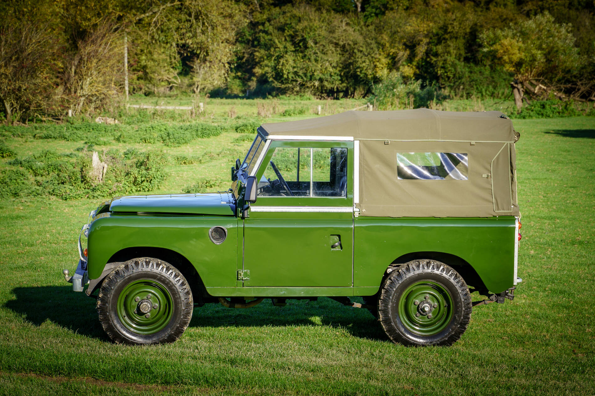Land Rover Servicing: Series 3 88" Soft Top 200 Tdi