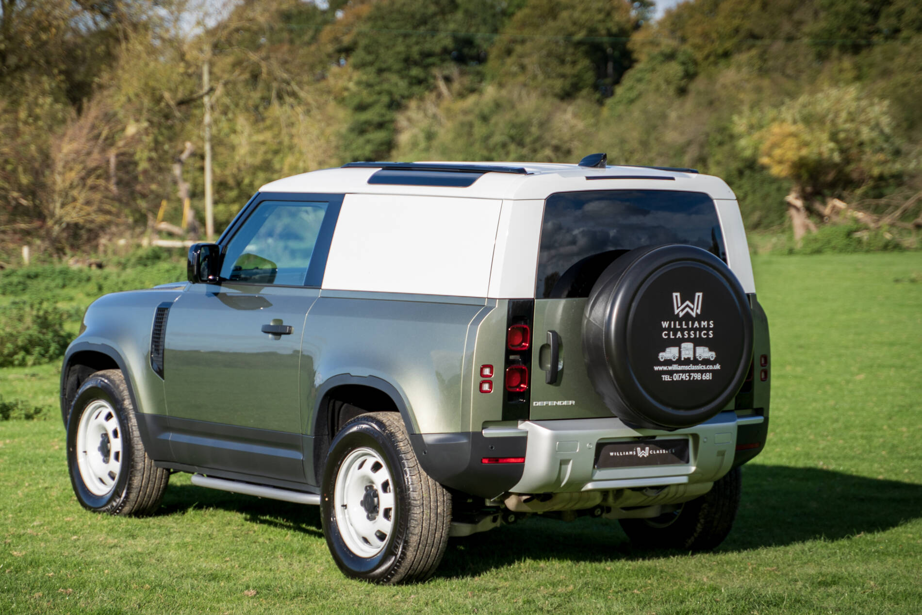 Land Rover Defender D200 3.0 Commercial Hard Top 2021 (PJ21EFD ...