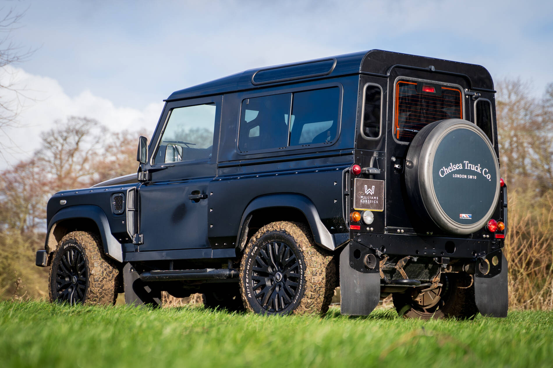2016 Land Rover Defender 90 XS Station Wagon Automatic Kahn Chelsea ...