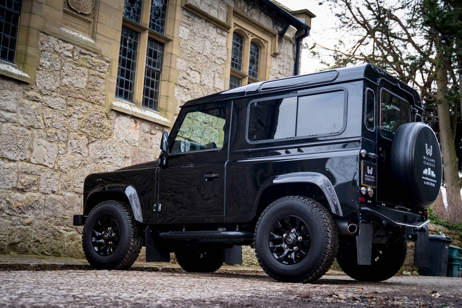 Land Rover Defender 90 Station Wagon