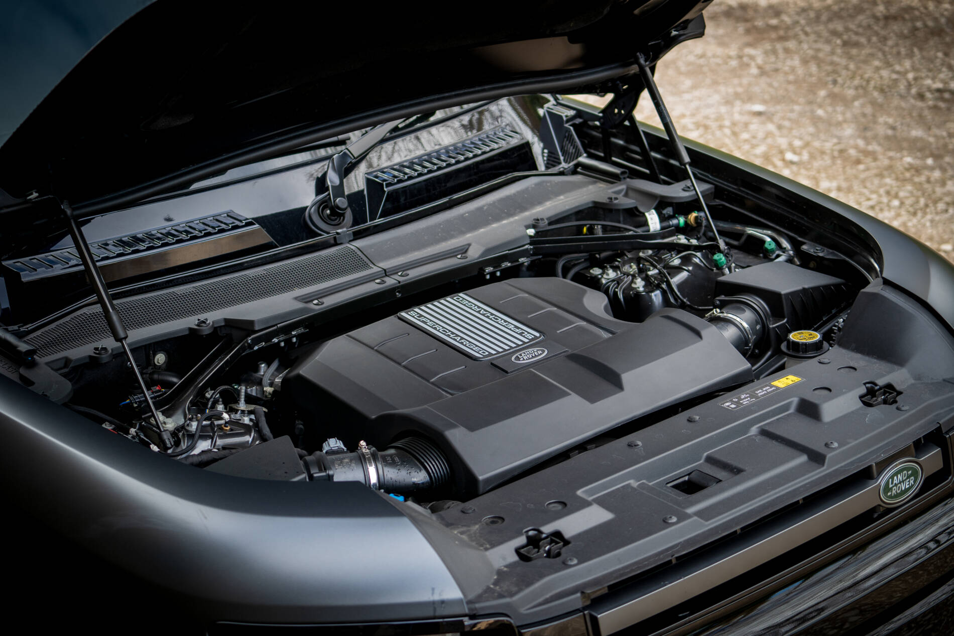 Land Rover Defender 90 5.0 V8 Auto Carpathian Edition P525 2021 ONLY ...