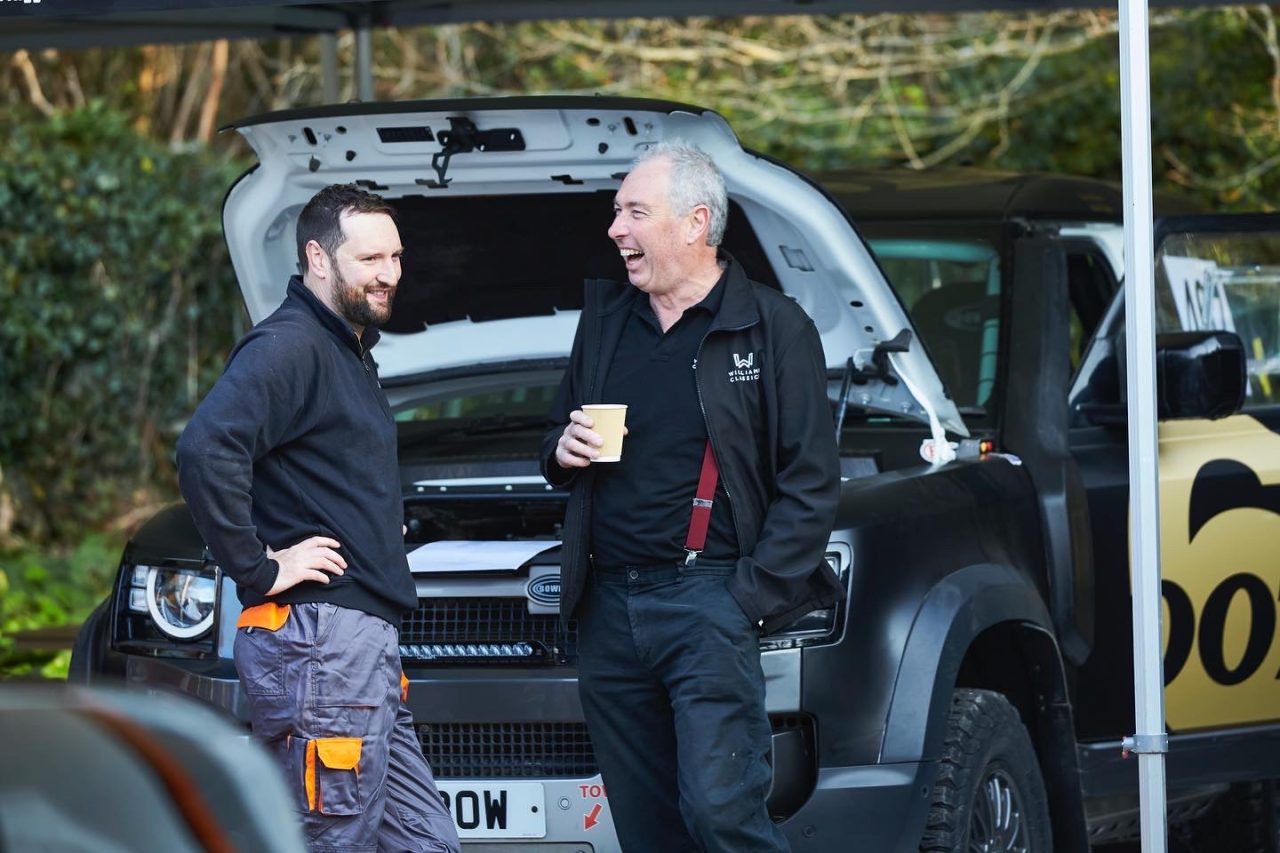 Williams Classics Bowler Defender Challenge Car L663 2022 - Williams ...