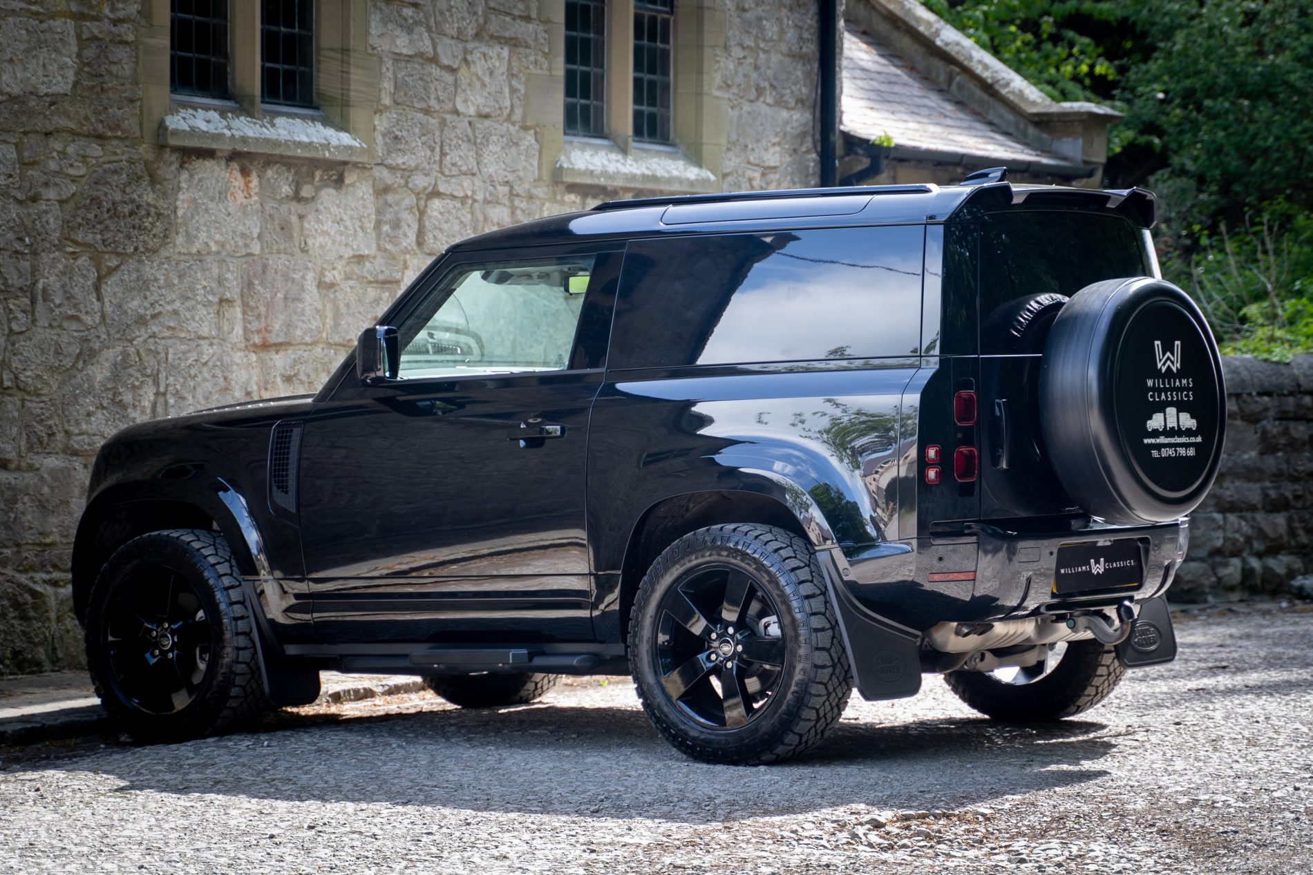 Land Rover Defender 90 3.0 D200 Hard Top Auto Commercial 3 Seater (VX21 ...