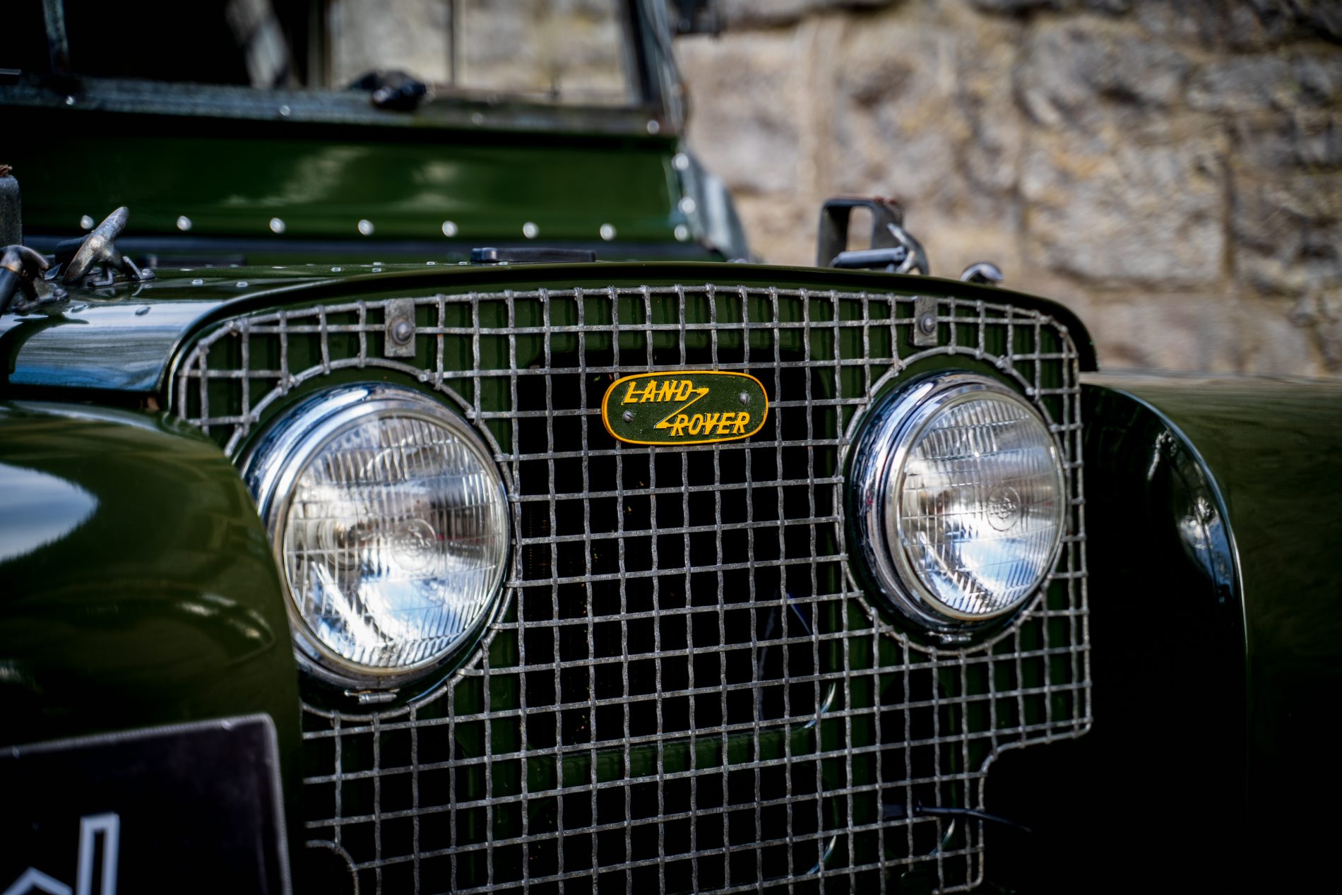 Land Rover Series 1 80" Lights Through the Grille Restoration 1950 (GAV ...