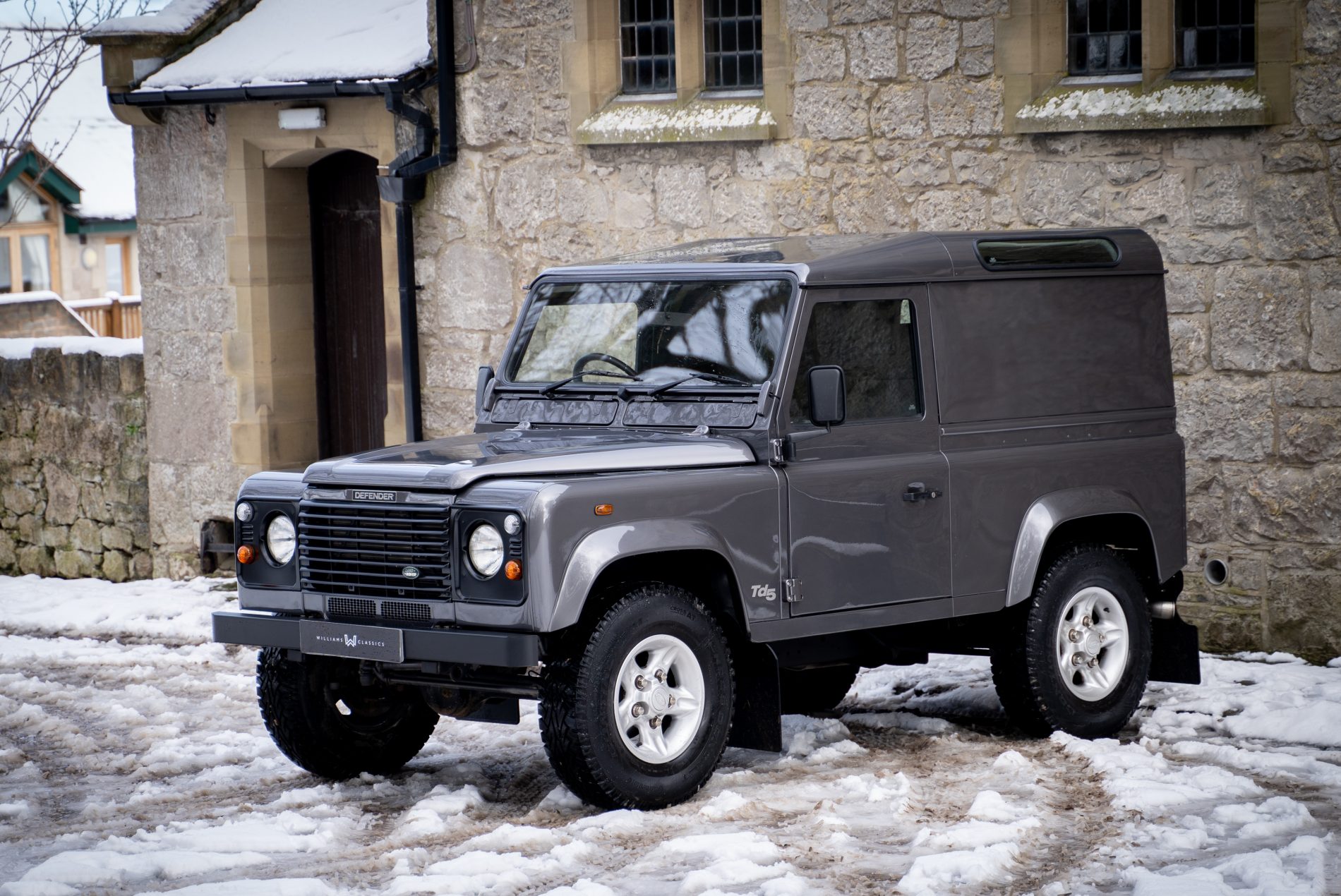 Land Rover Defender 90 Td5 County Hard Top 1 Owner & Only 49,000 Miles ...