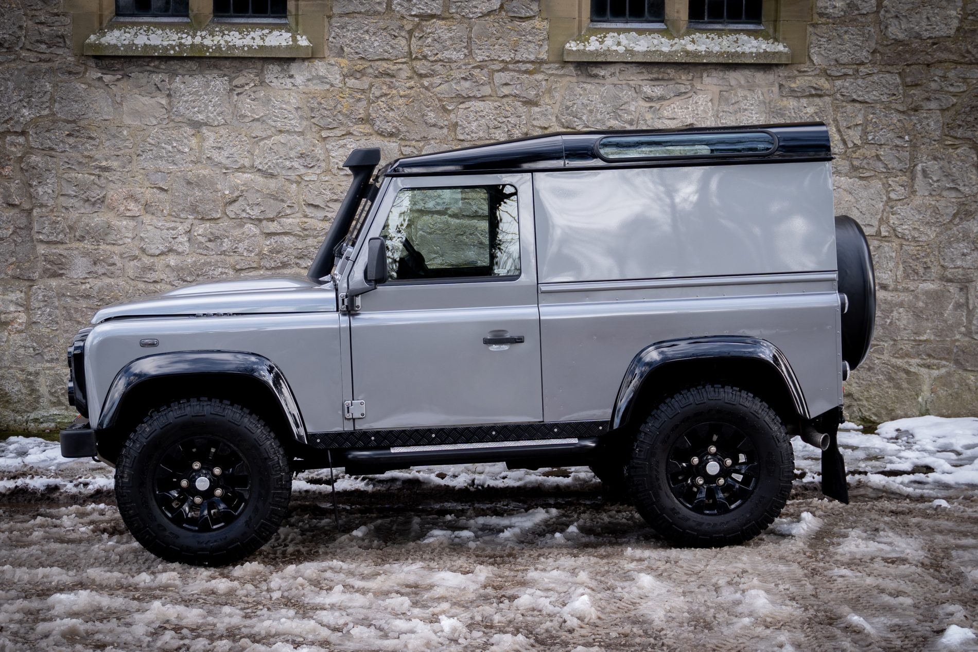 Land Rover Defender 90 2.2 Tdci X Tech Edition 2 Owners & Only 34,000 ...