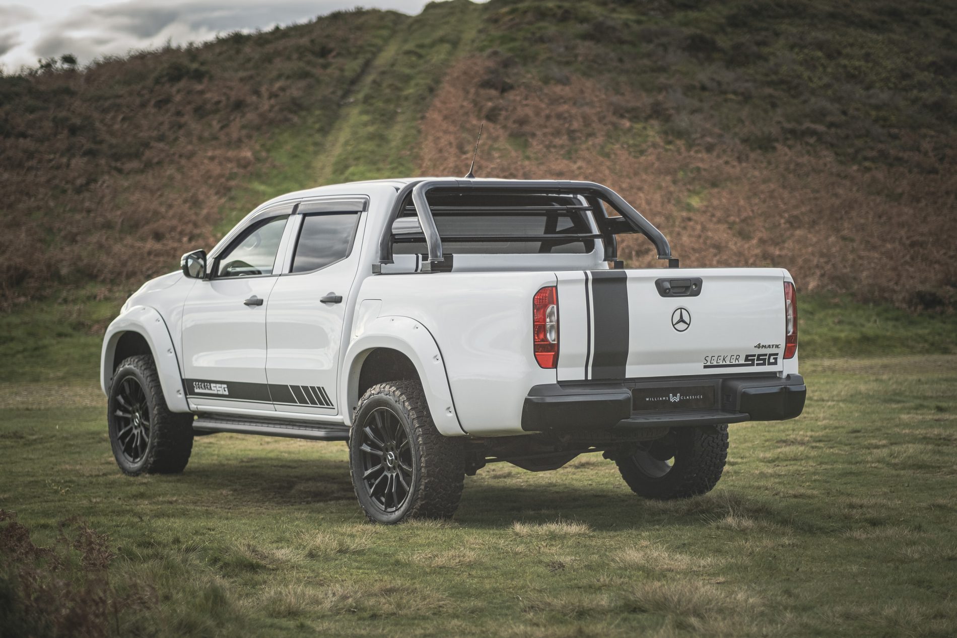 Mercedes-Benz X Class 2.3 CDI Pure Auto 4MATIC Euro 6 4dr - Williams ...