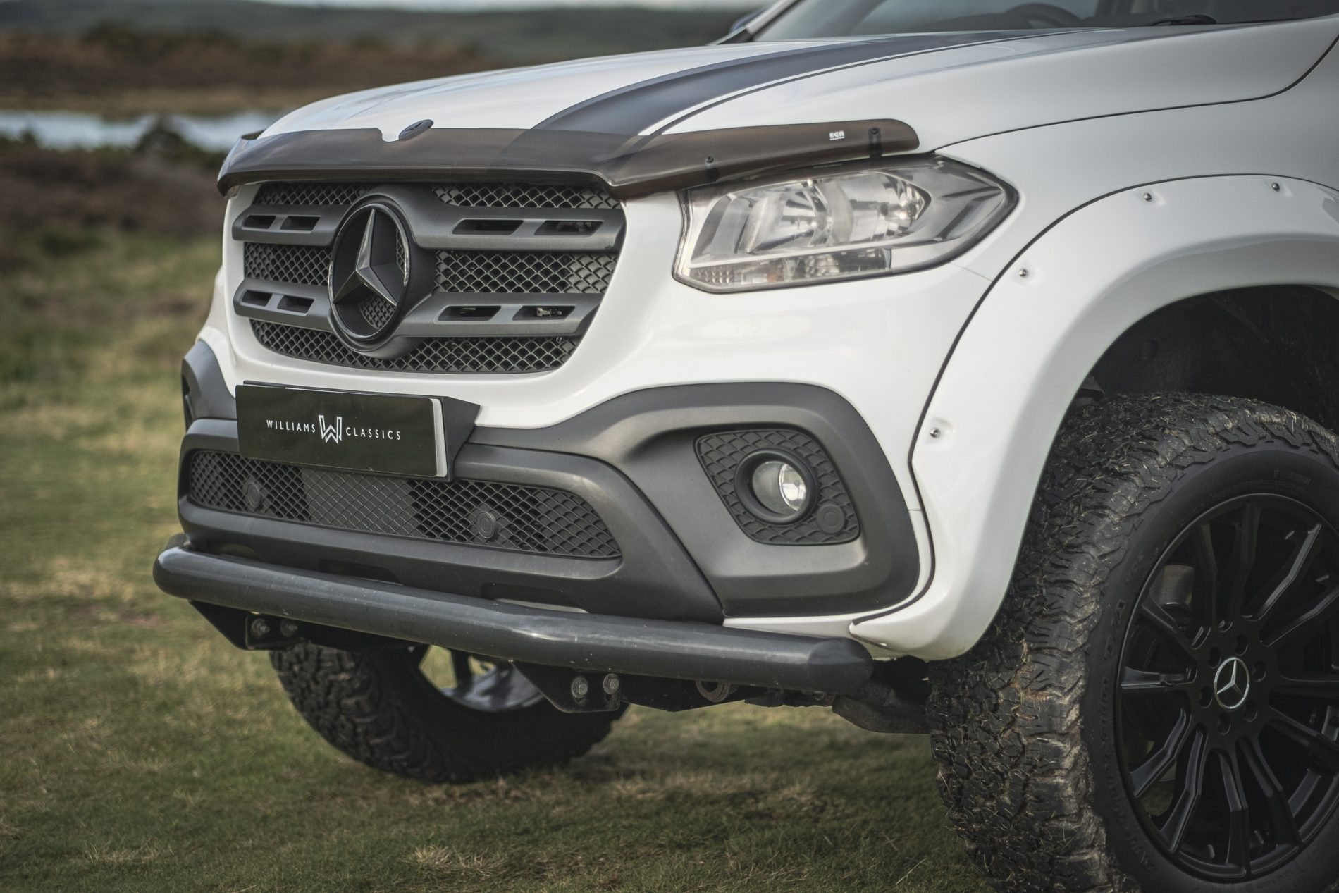 Mercedes-Benz X Class 2.3 CDI Pure Auto 4MATIC Euro 6 4dr - Williams ...