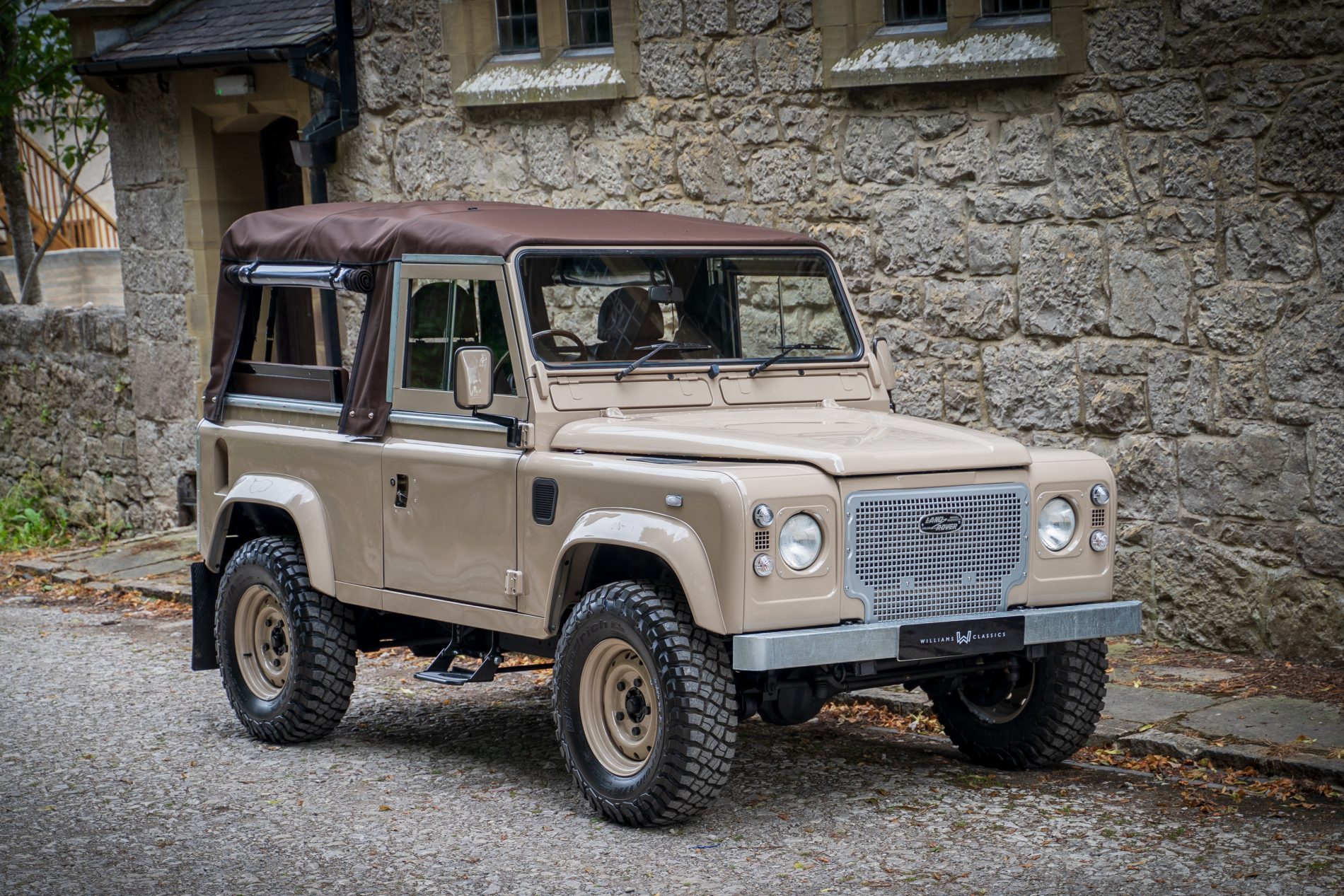 Land Rover Defender Td5 Cappuccino Bespoke Build - Williams Classics