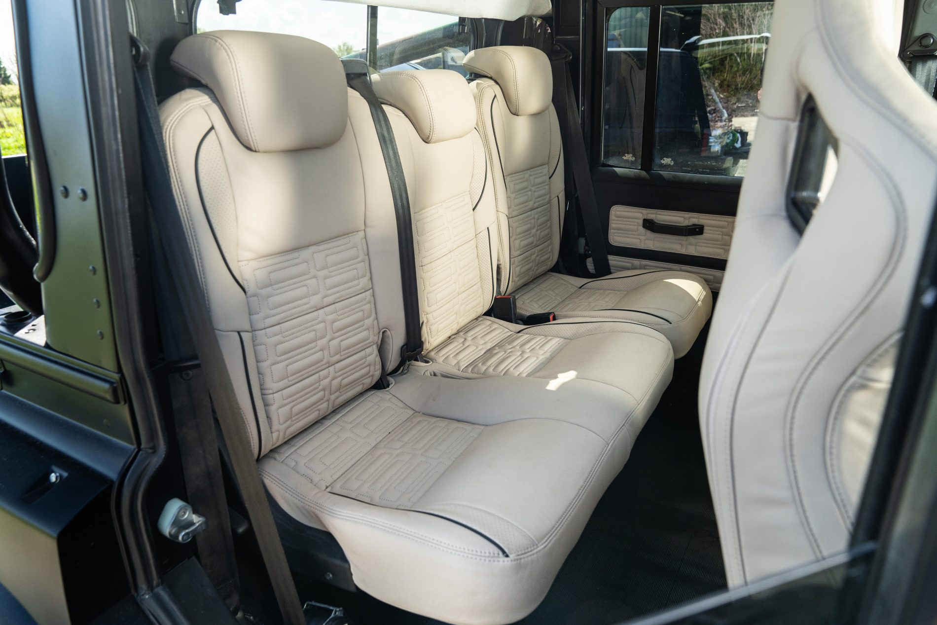 Land Rover Defender One Off 6x6 Defender Khan & Williams Classics ...