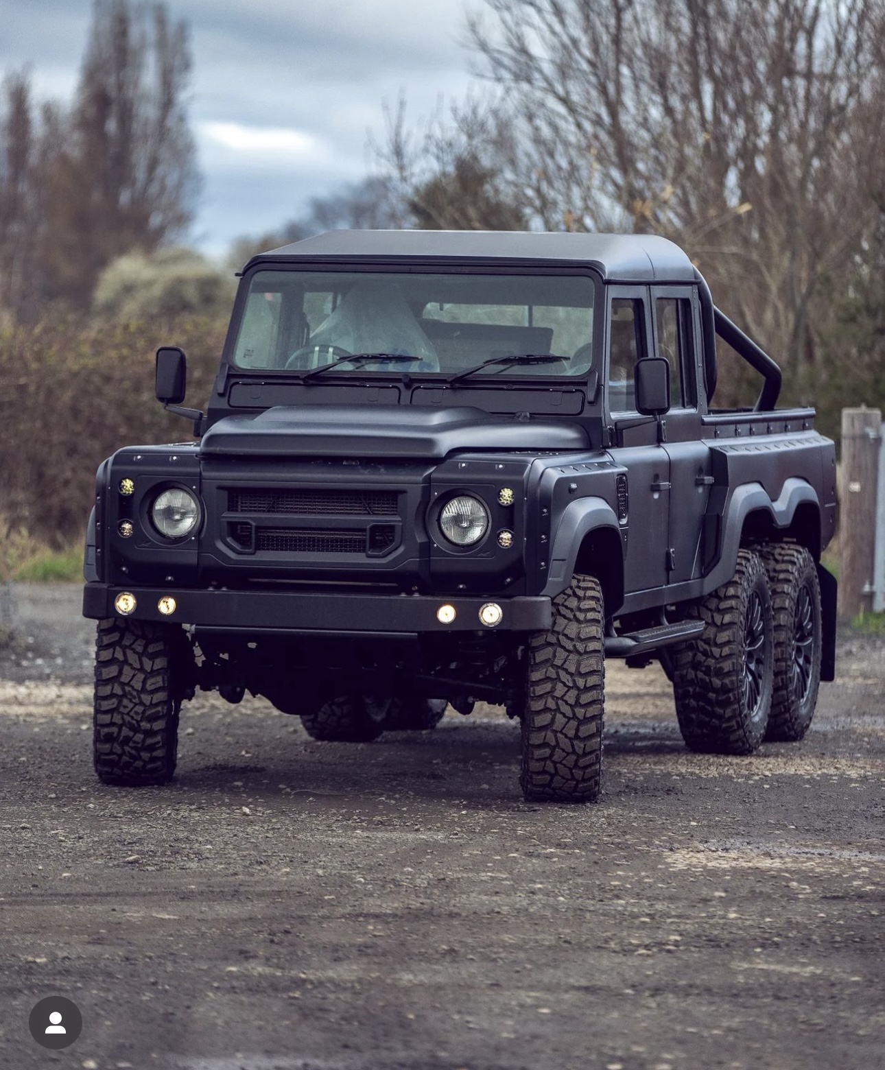Land Rover Defender One Off 6x6 Defender Khan & Williams Classics ...