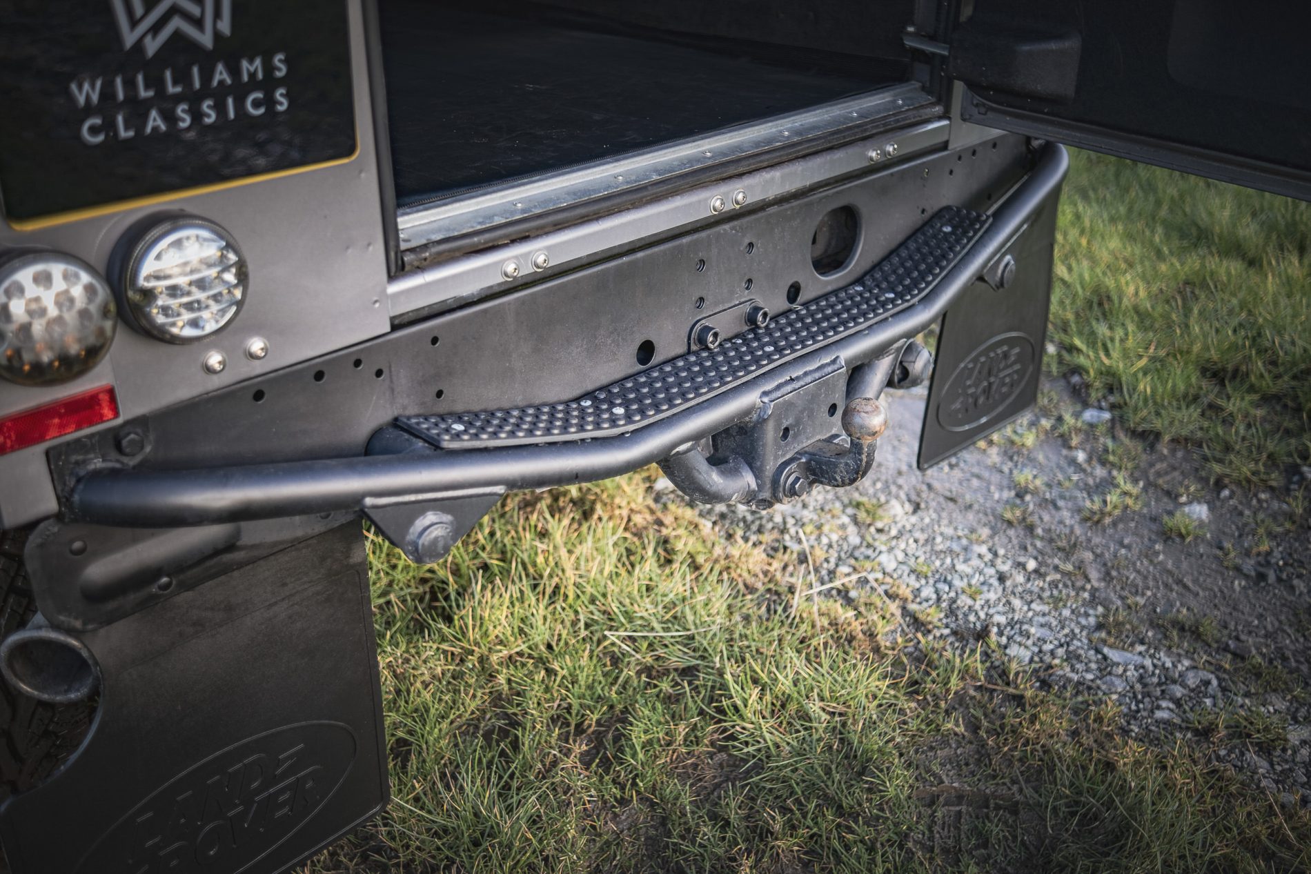 Land Rover Defender 90 2.2 Tdci Hard Top Orkney Grey 2012 (DG12 OME ...