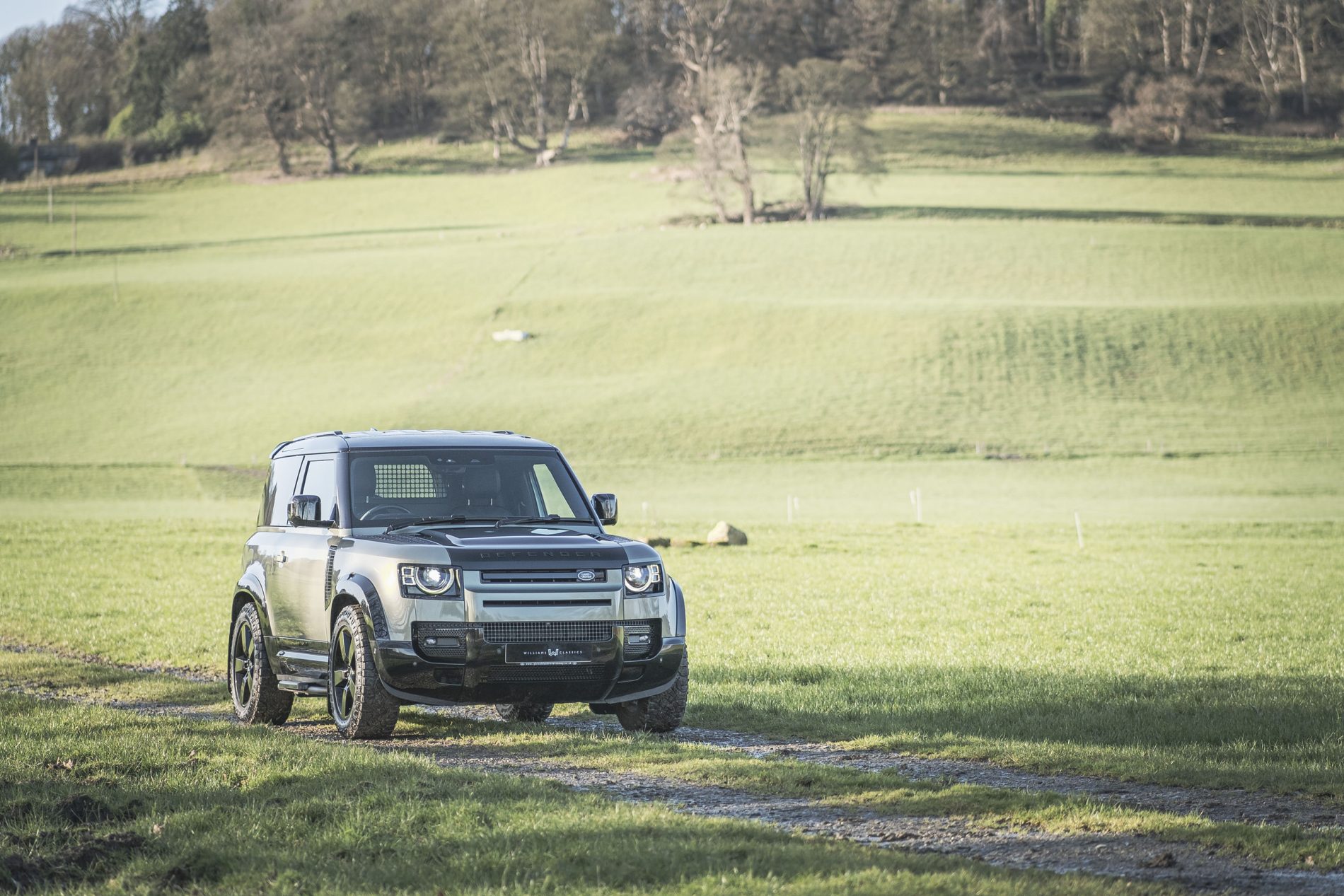 Land Rover Defender 90 3.0 D250 MHEV SE Hard Top Auto Williams Edition ...