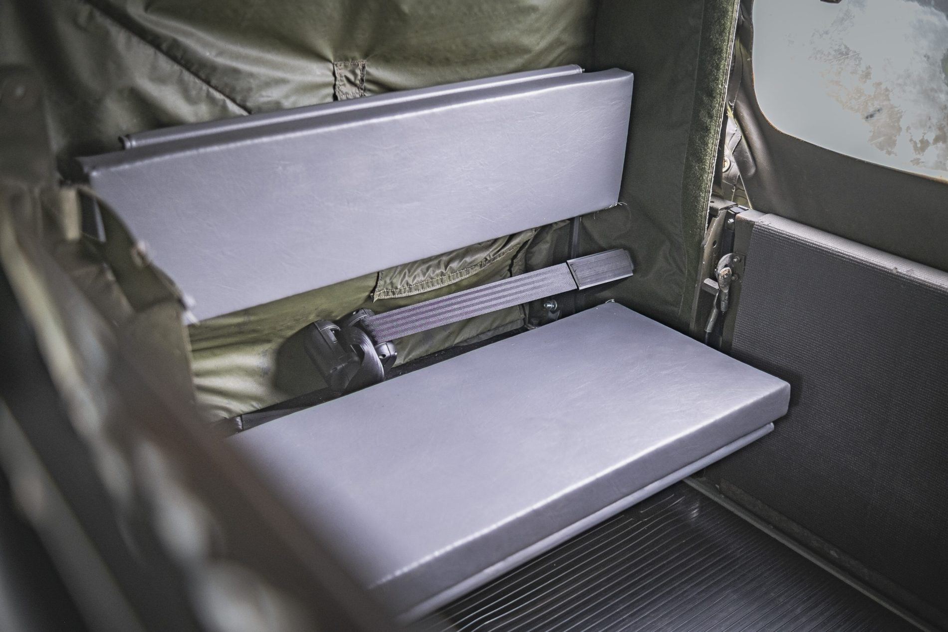 Land Rover Defender 90 300 Tdi XD Wolf Soft Top Winter/Water Variant ...