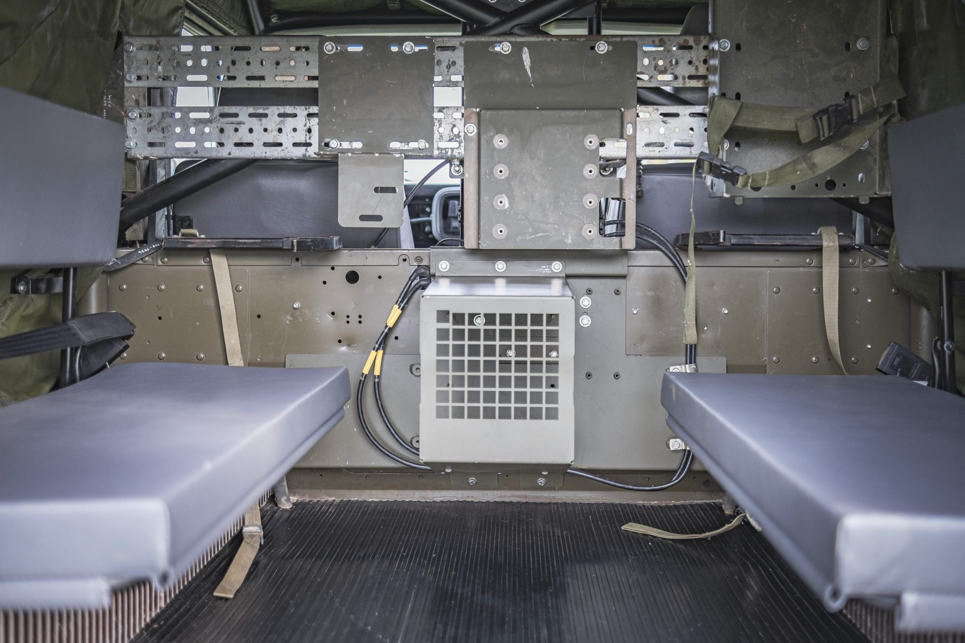 Land Rover Defender 90 300 Tdi XD Wolf Soft Top Winter/Water Variant ...