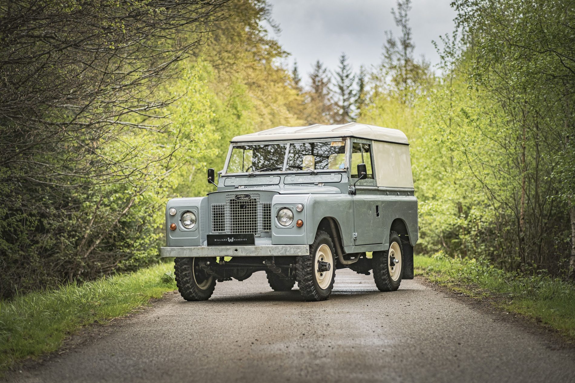 Land Rover Series 2a 88" Hard Top Original Patina Galvanised Chassis 2 ...