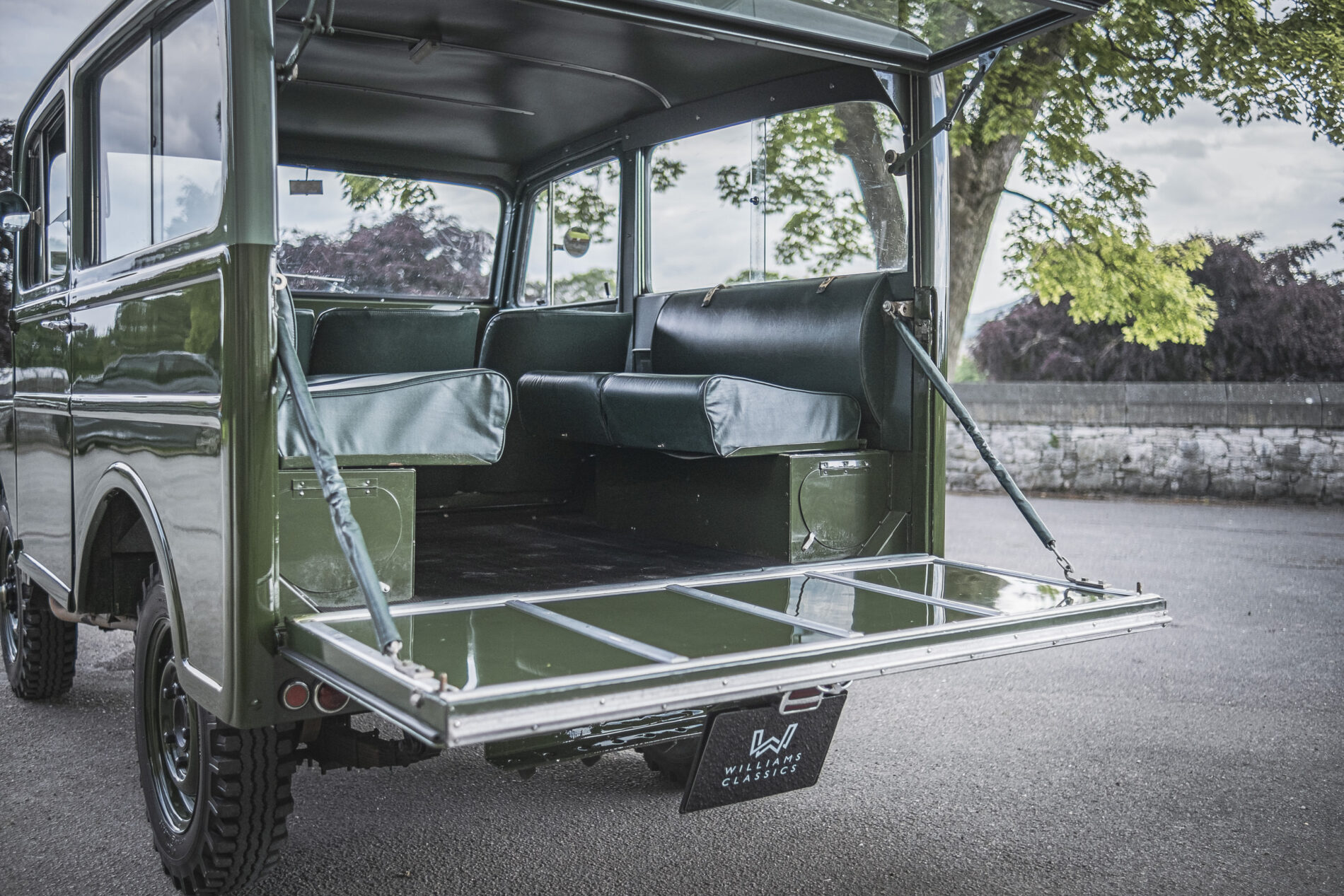 Land Rover Tickford Station Wagon For Sale at Charles Casale blog