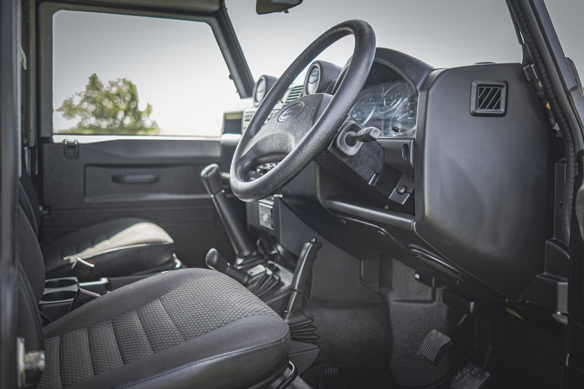 2010 Land Rover Defender 90 2.4 TDCi Hard Top 1 Owner & Only 11,000 ...