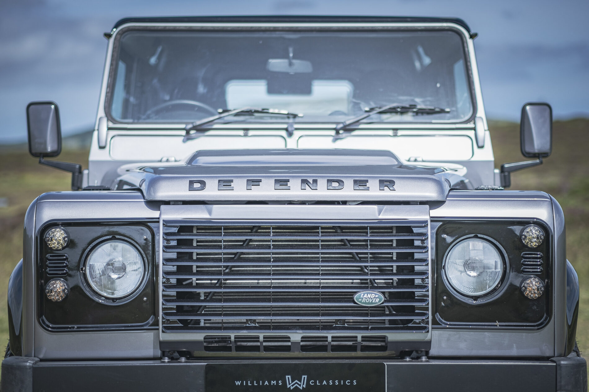 2010 Land Rover Defender 90 2.4 TDCi Hard Top 1 Owner & Only 11,000 ...