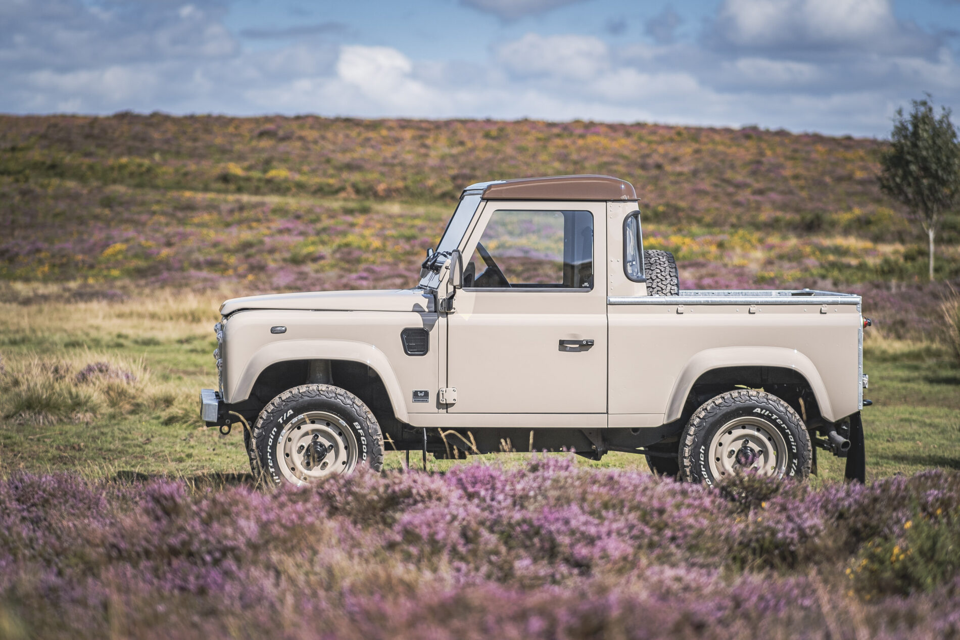 Land Rover Defender 90 200 Tdi Nut & Bolt Restoration Galvanised ...