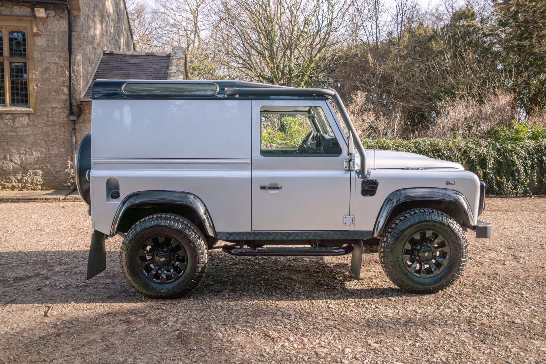 Land Rover Defender 90 Hard Top X Tech Edition Only 60,000 Miles ...
