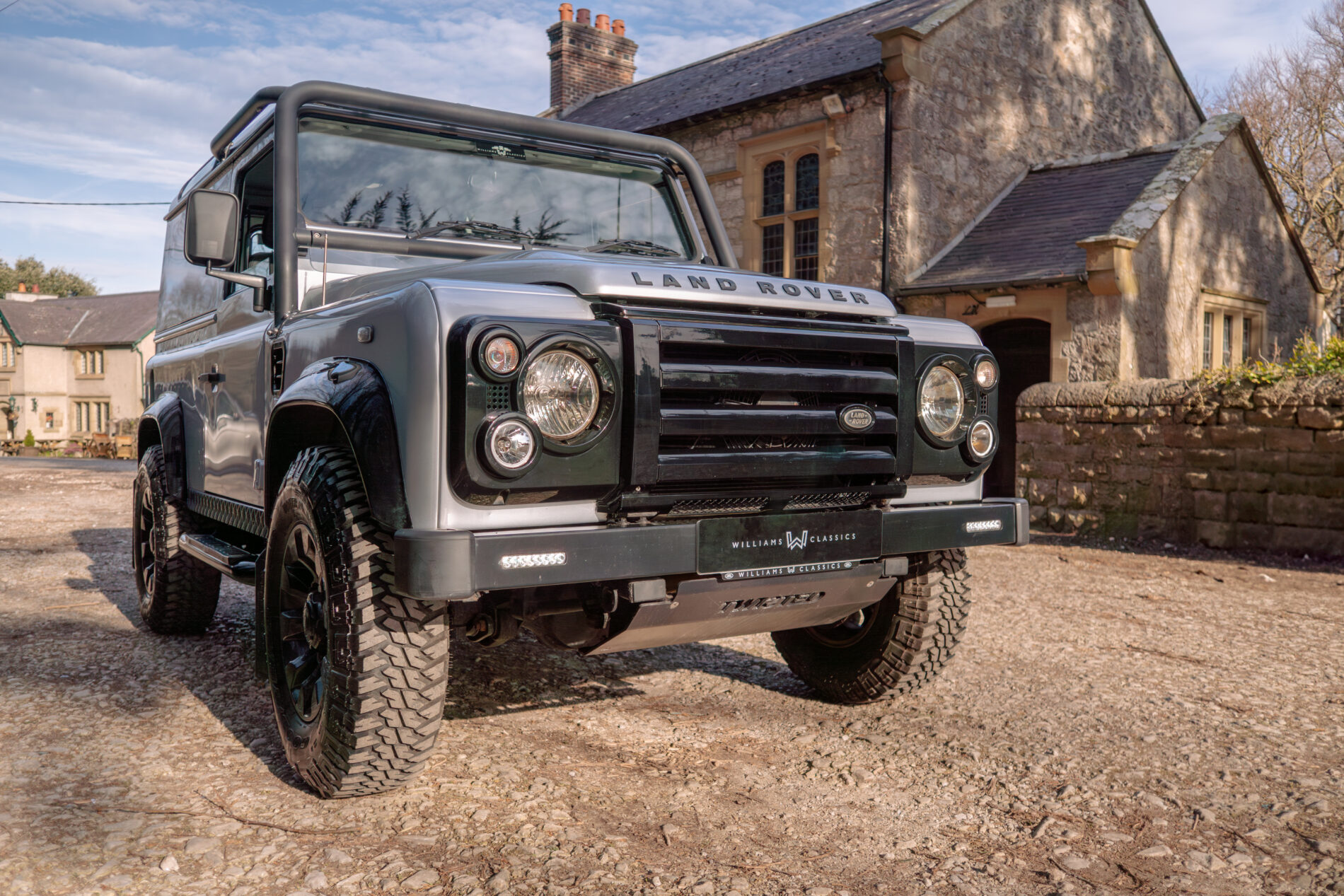 Land Rover Defender 90 Hard Top X Tech Edition Only 60,000 Miles ...