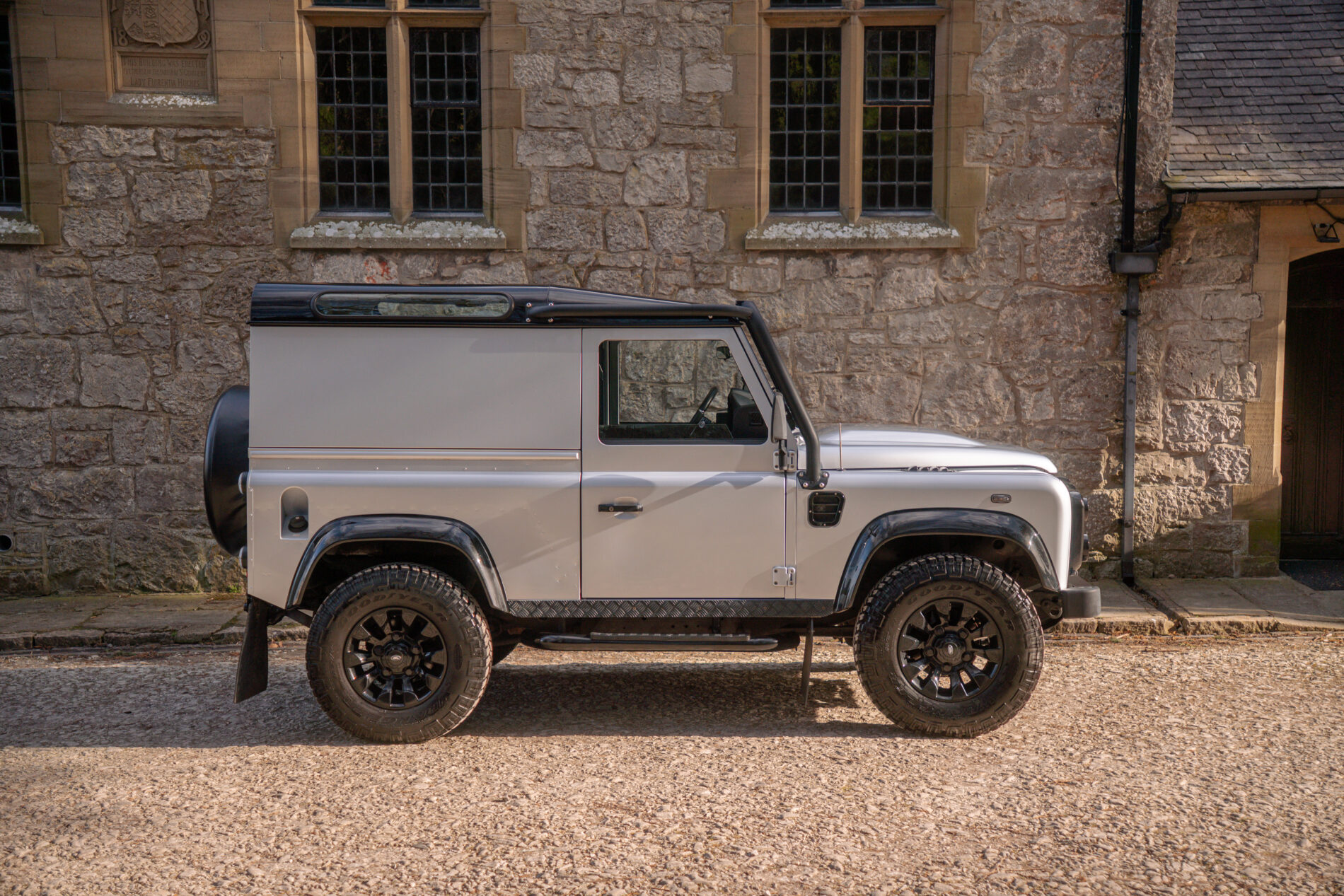 Land Rover Defender 90 Hard Top X Tech Edition Only 60,000 Miles ...