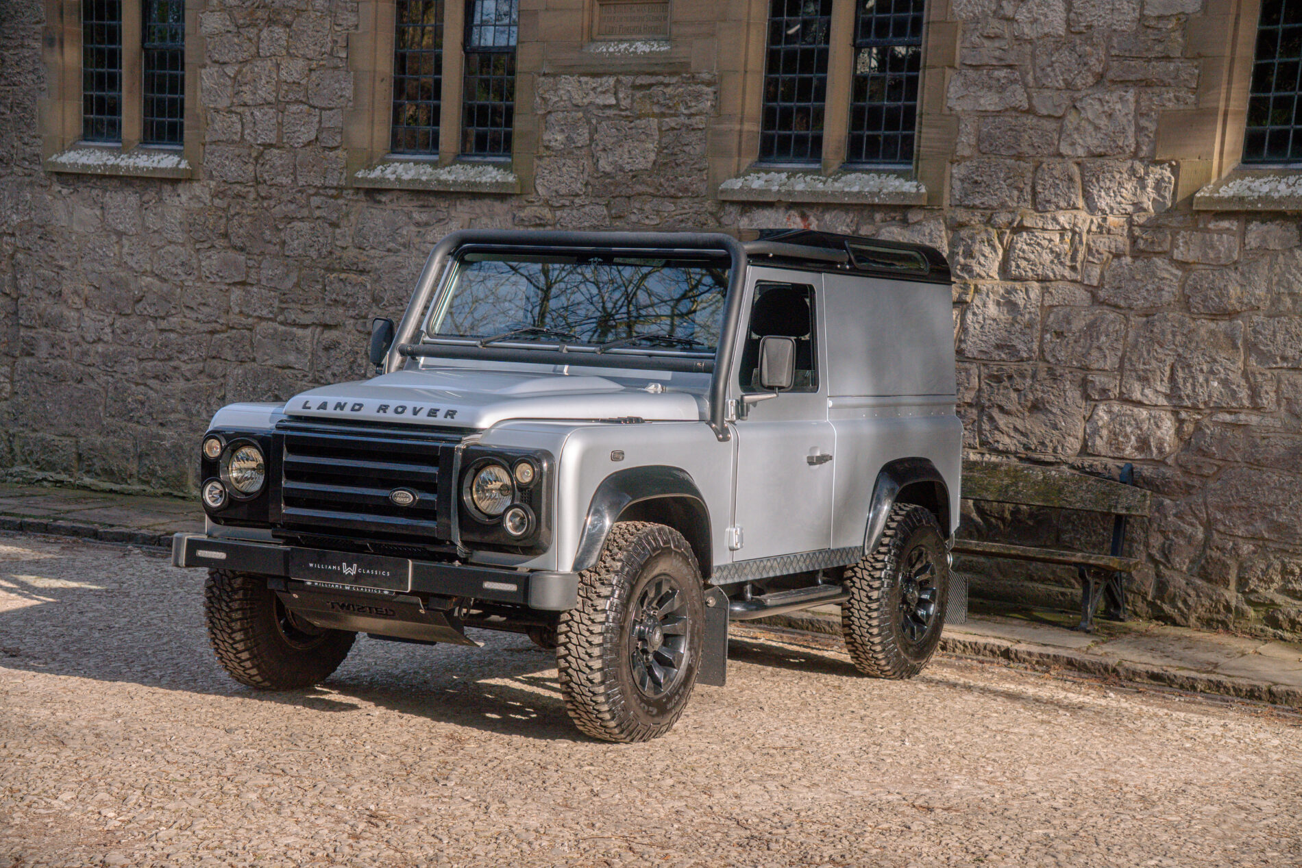 Land Rover Defender 90 Hard Top X Tech Edition Only 60,000 Miles ...