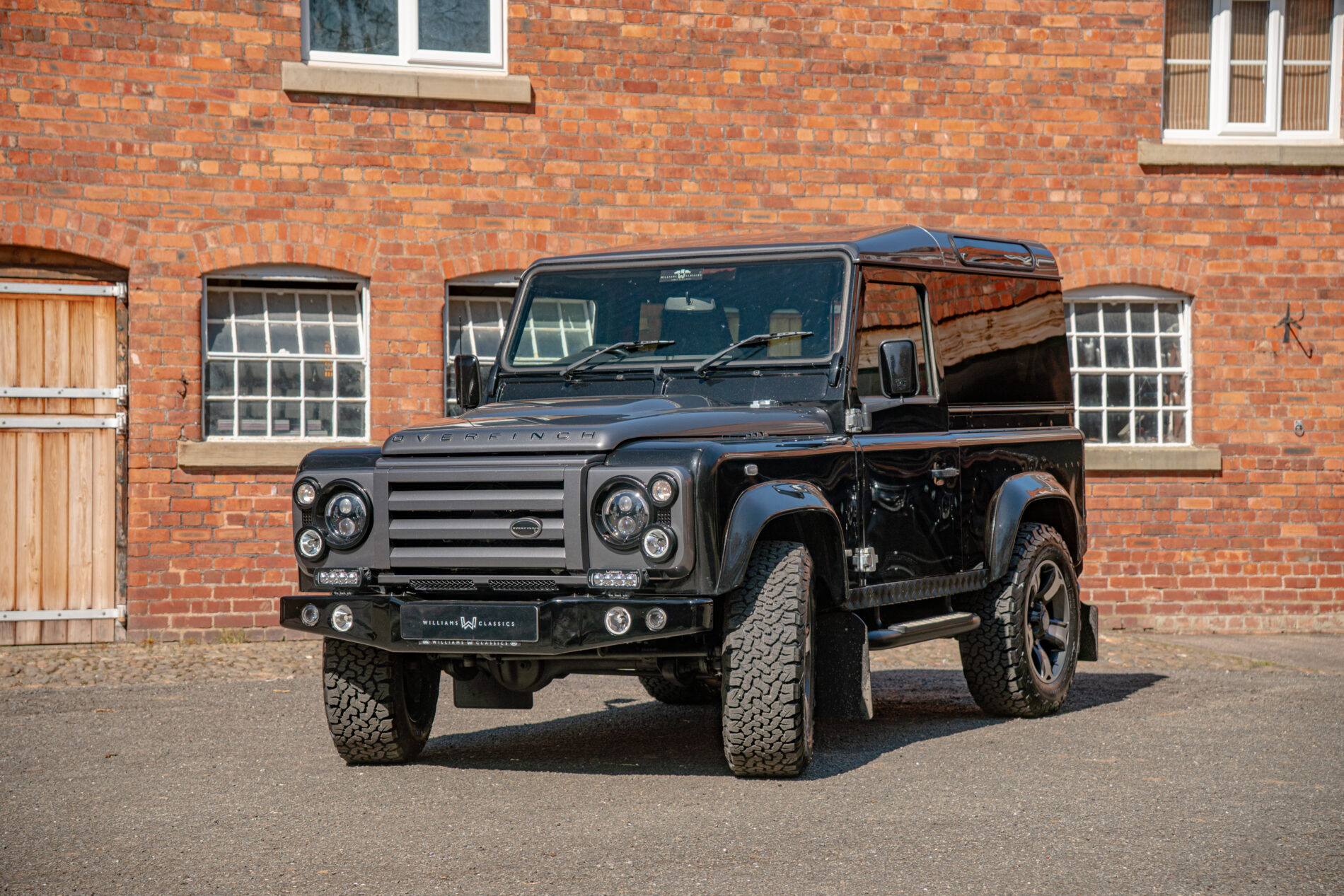 2014 Land Rover Defender 90 2.2 TDCi XS Station Wagon Overfinch Only ...