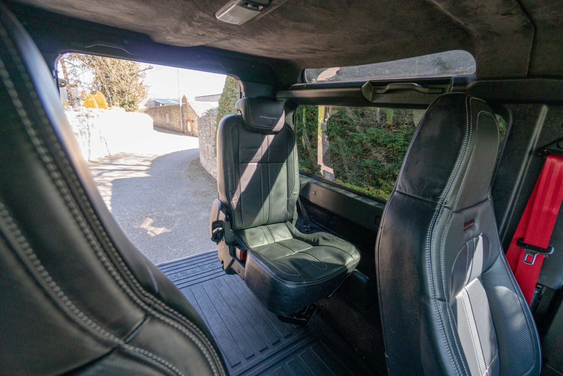 2014 Land Rover Defender 90 2.2 TDCi XS Station Wagon Overfinch Only ...