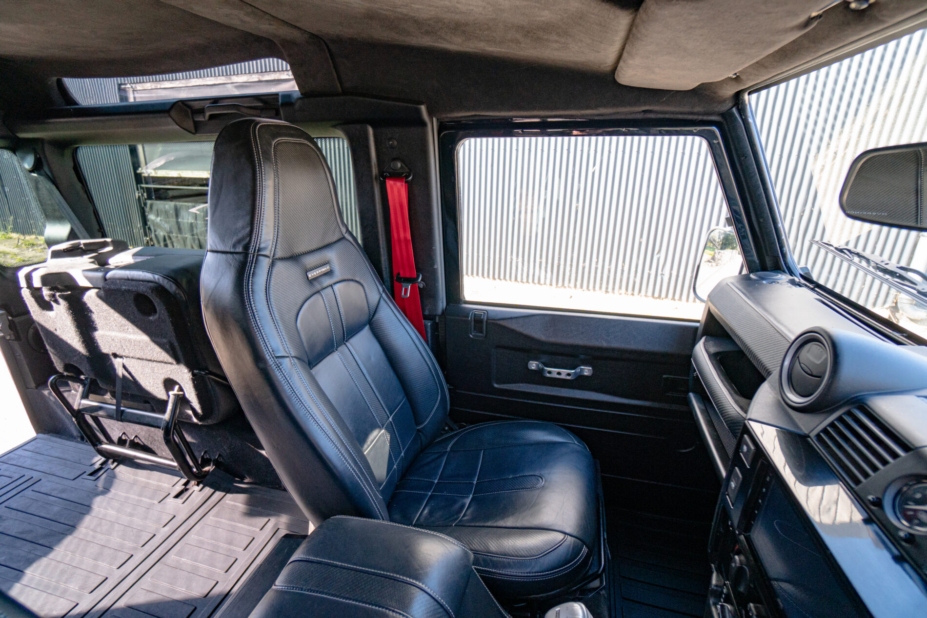 2014 Land Rover Defender 90 2.2 TDCi XS Station Wagon Overfinch Only ...