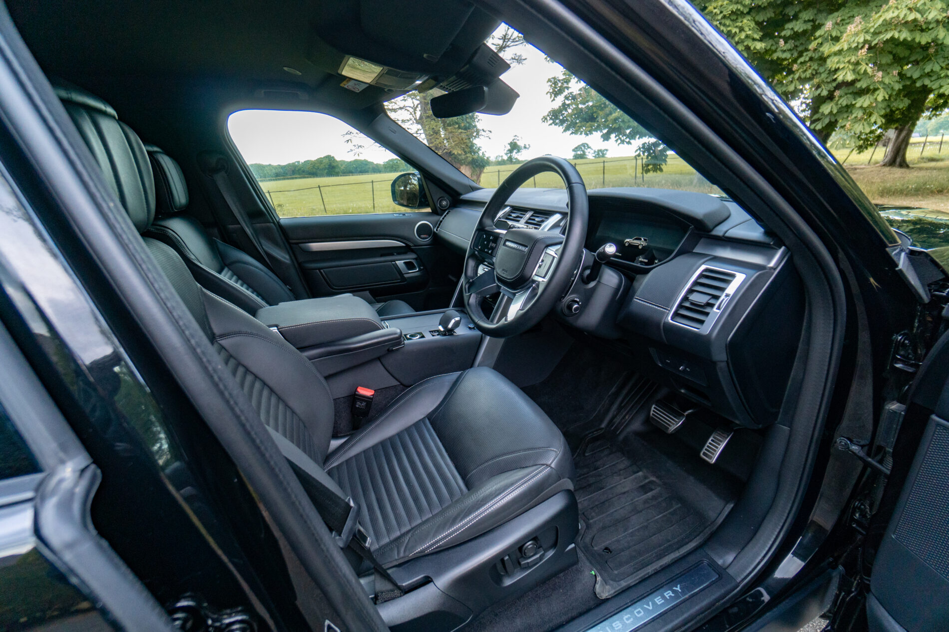 2024 Land Rover Discovery 3.0 D350 MHEV Dynamic HSE Auto 1 Owner ...