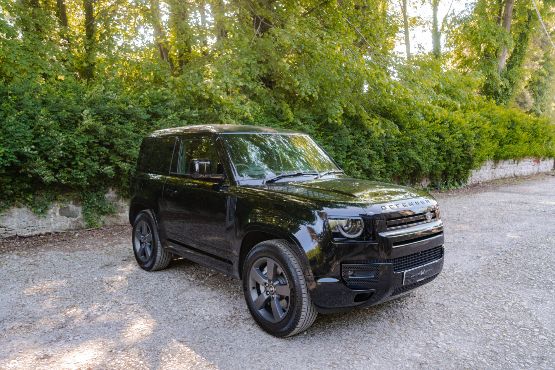 2025 Land Rover Defender 90 3.0 D350 X-Dynamic HSE Hard Top Auto ...