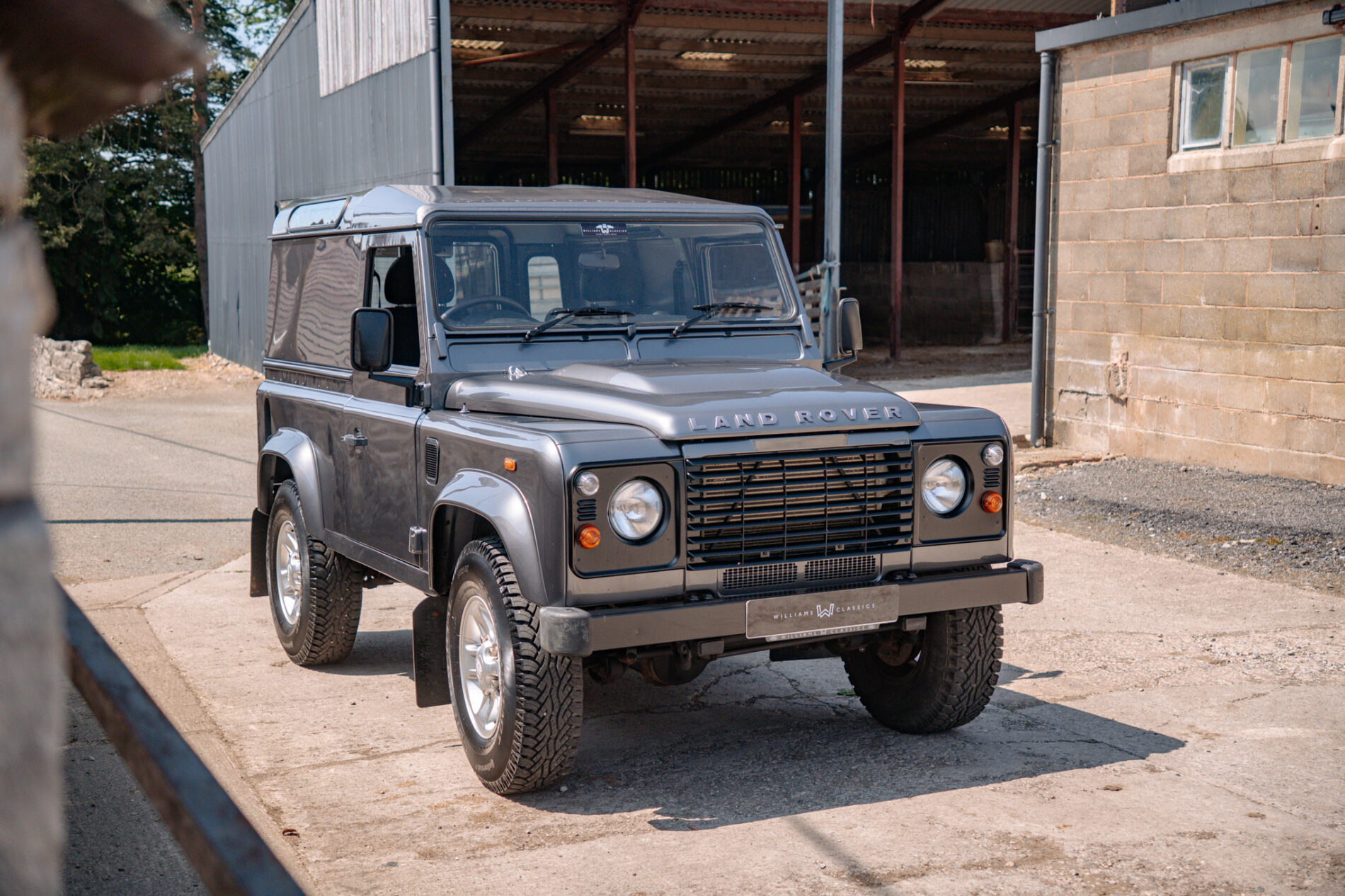 2013 Land Rover Defender 90 2.2 TDCi Hard Top 1 Owner & 75,000 Miles ...