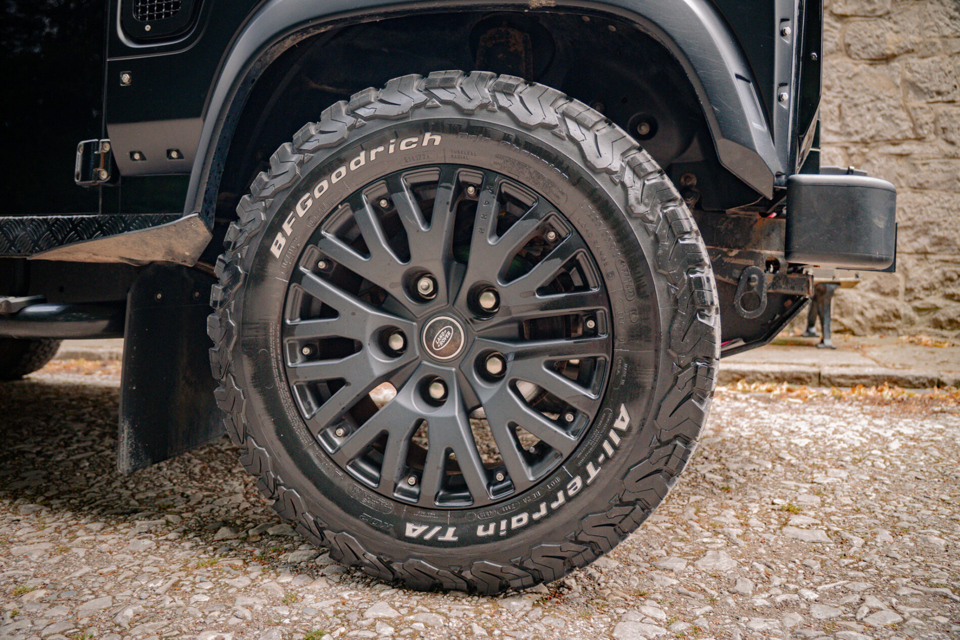 2016 Land Rover Defender 110 2.2 XS Station Wagon KAHN Edition ...