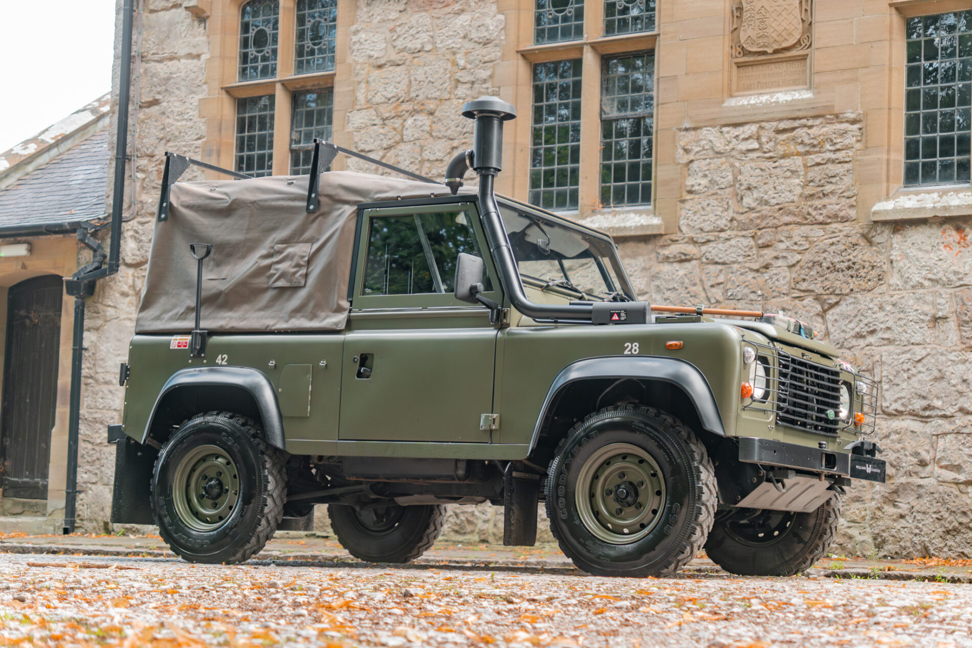 Land Rover Defender 90 300 Tdi XD Wolf Soft Top Winter/Water Variant ...