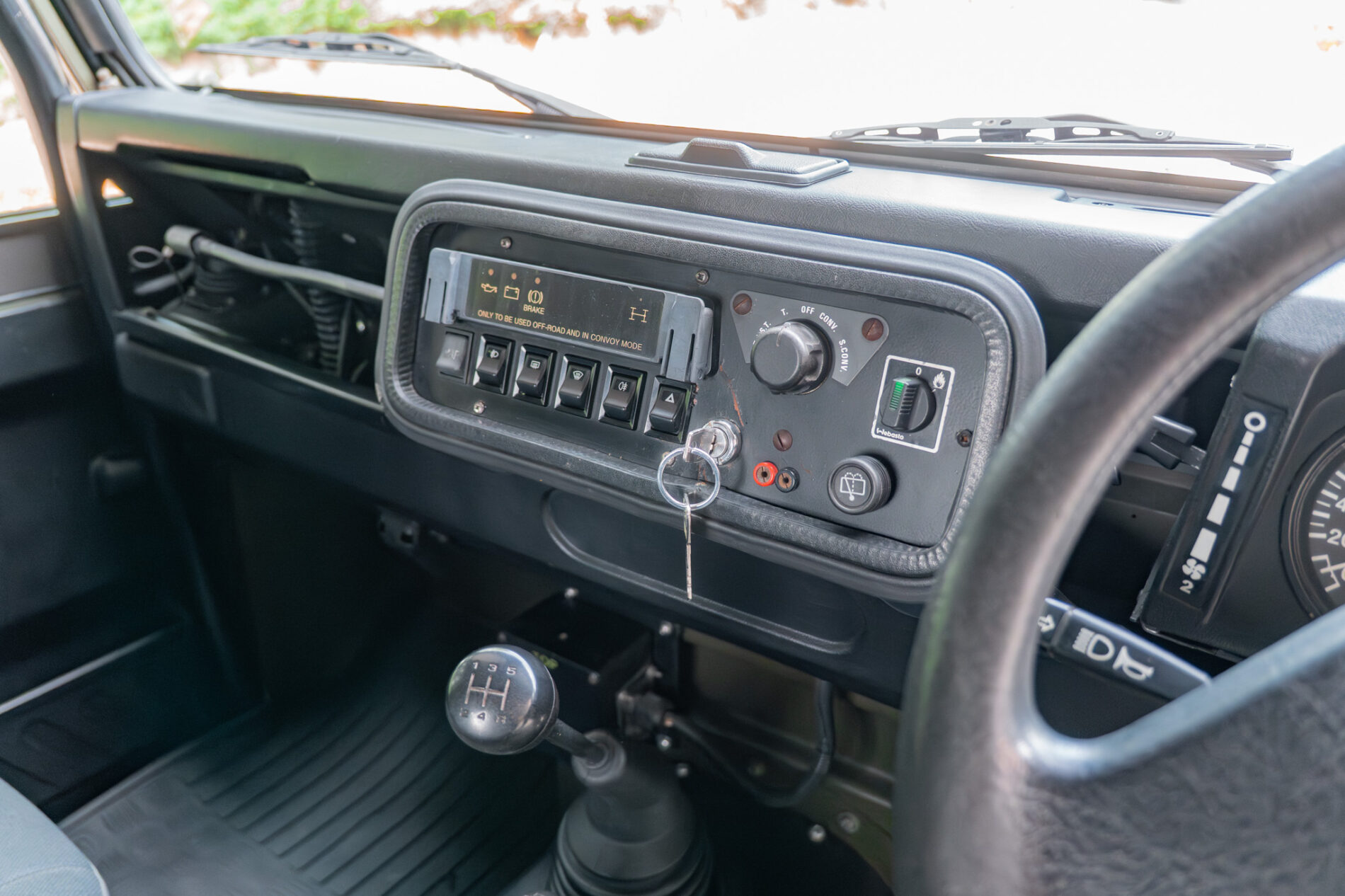 Land Rover Defender 90 300 Tdi XD Wolf Soft Top Winter/Water Variant ...