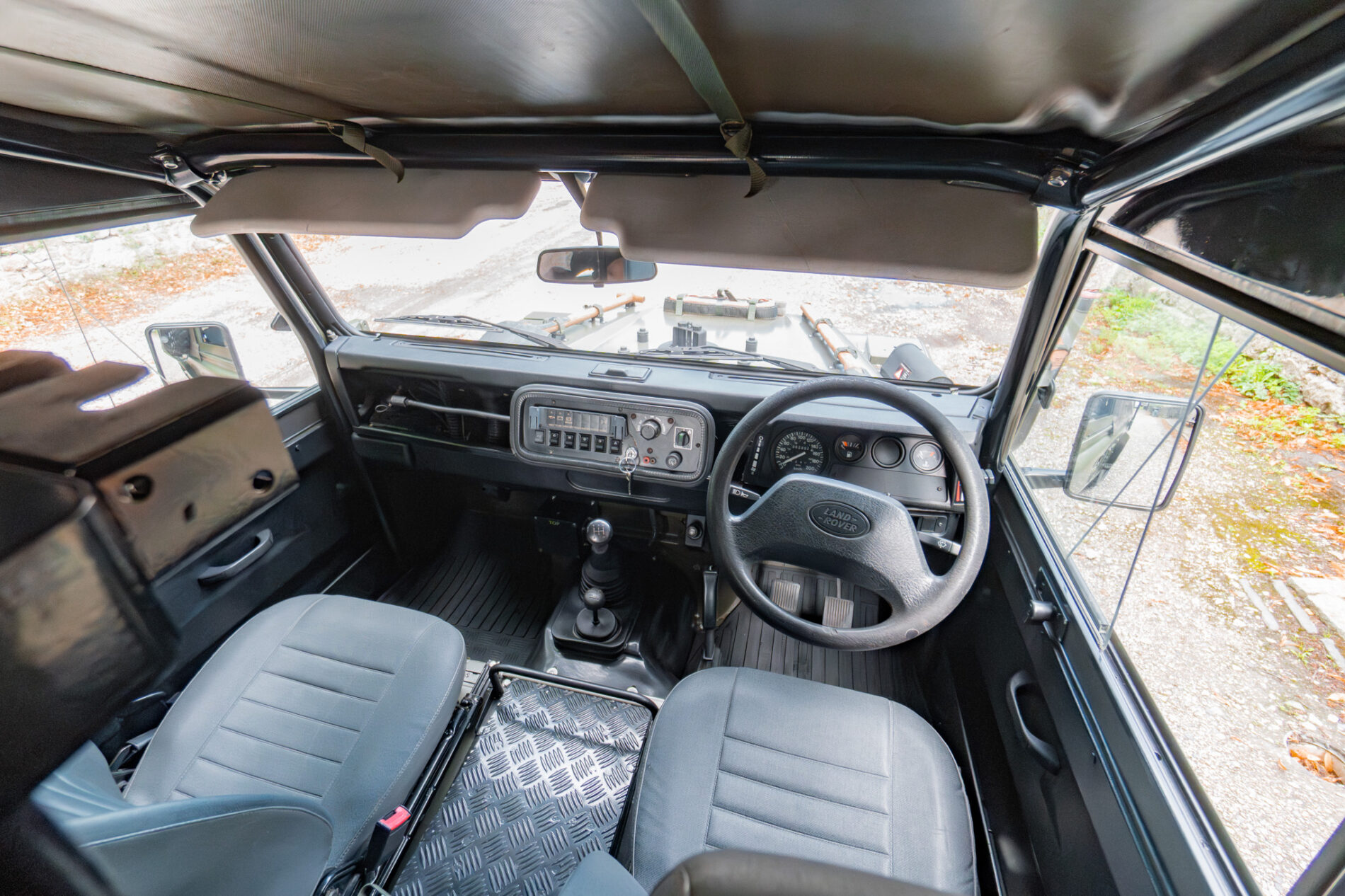 Land Rover Defender 90 300 Tdi XD Wolf Soft Top Winter/Water Variant ...