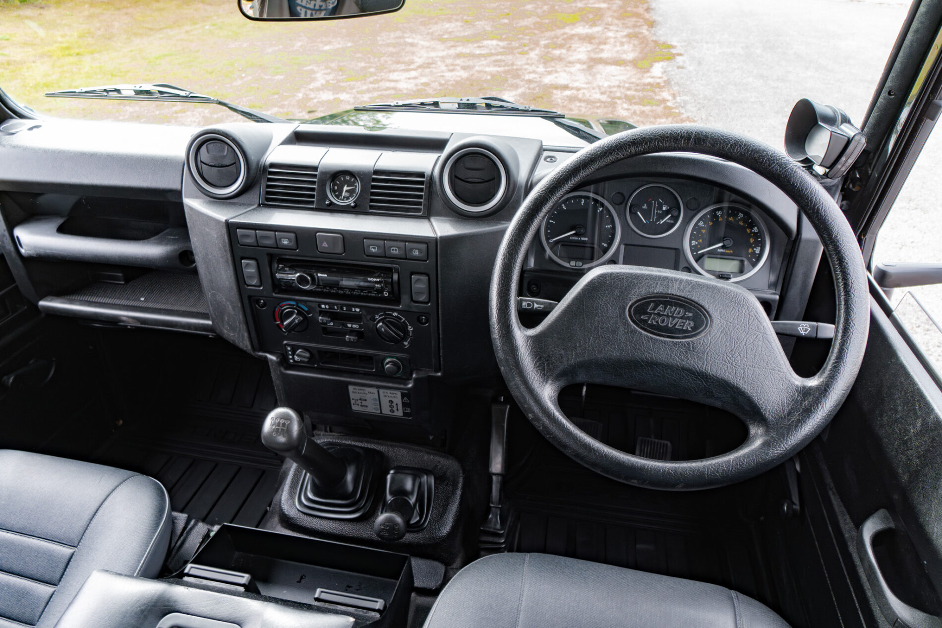 2010 Land Rover Defender 90 2.4 TDCi Hard Top 1 Owner & 44,000 Miles ...